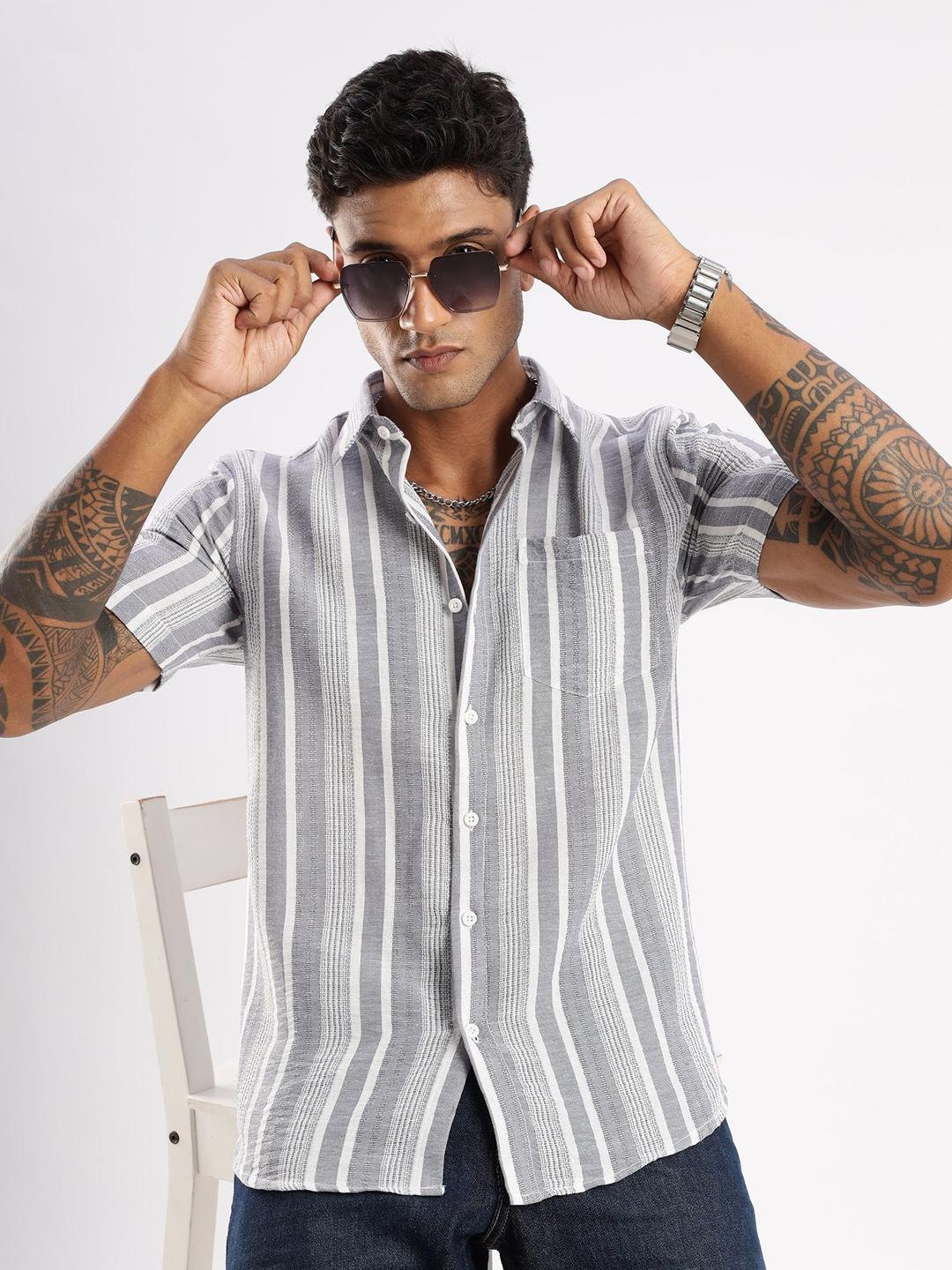 Buy BS BLUE SQUAD Men Regular Fit Vertical Stripes Casual Shirt ...