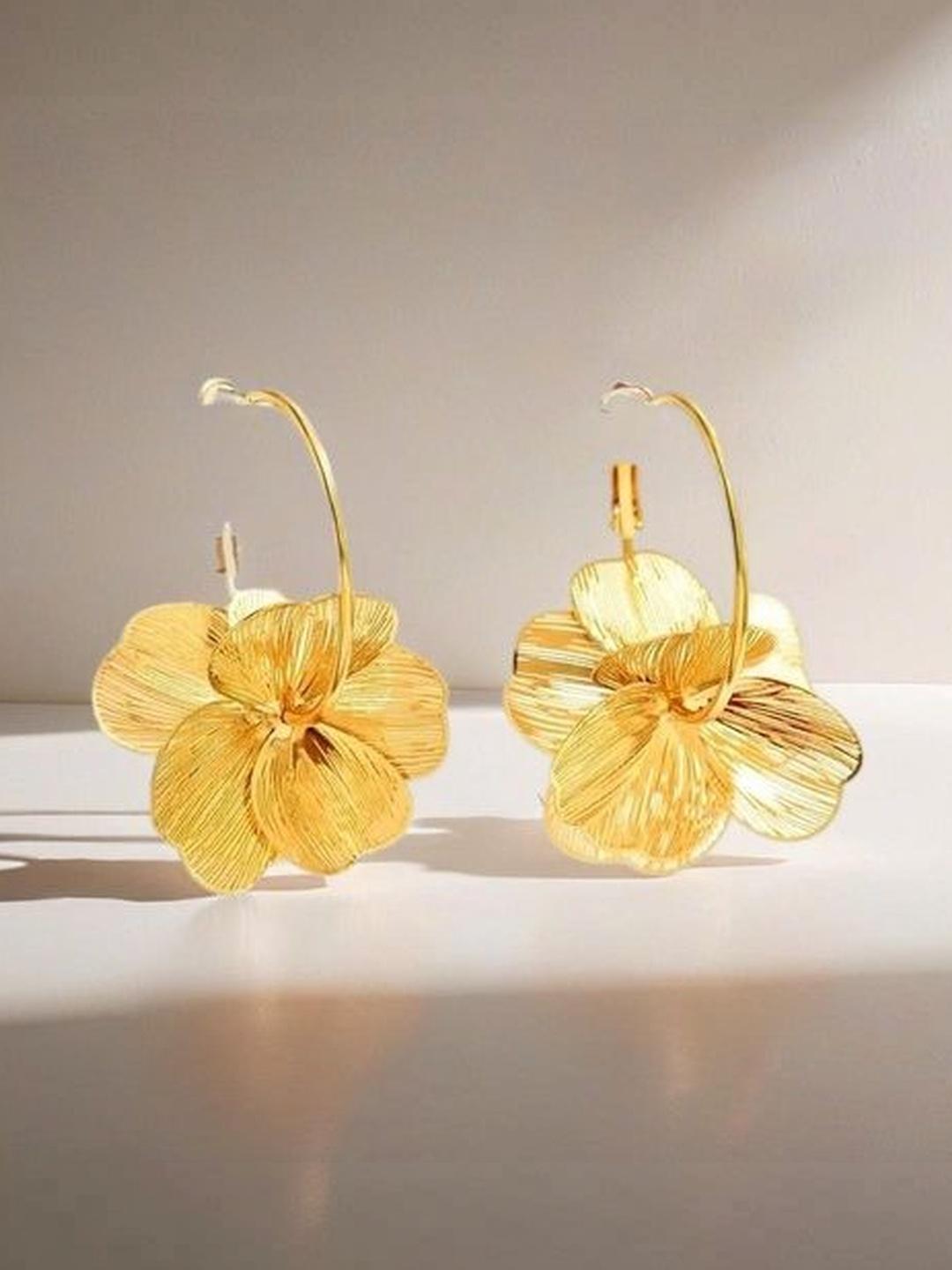 Buy Anouk Floral Hoop Earrings - Earrings for Women 37942412 | Myntra