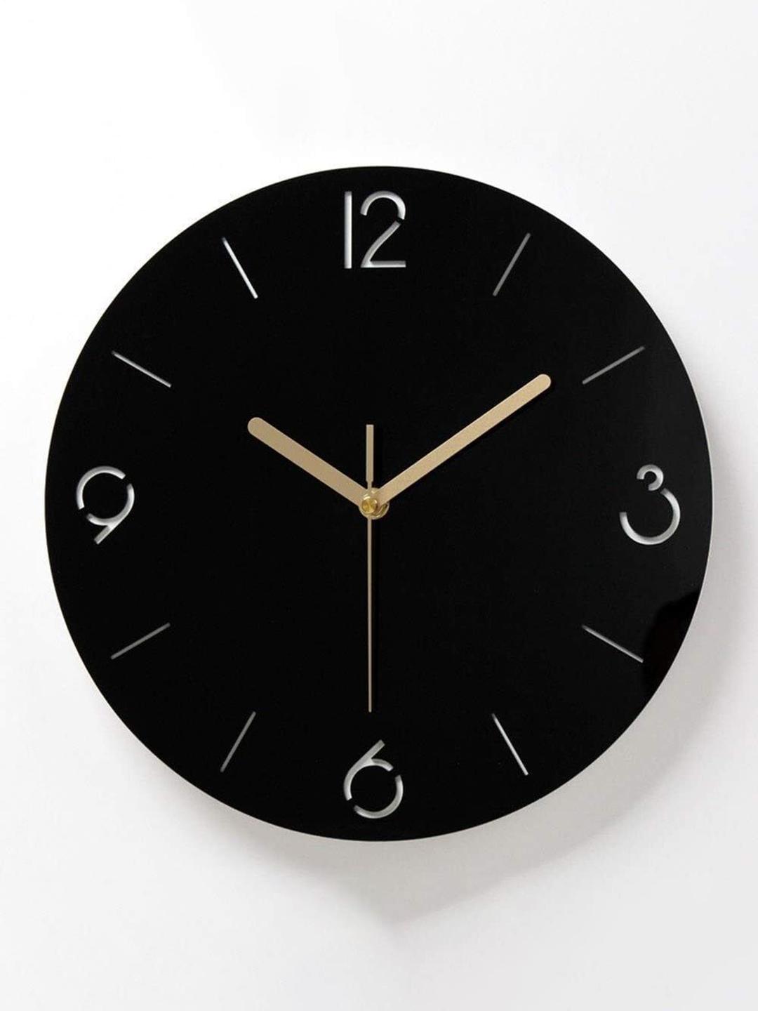 Buy QEZNEF Black Round Shaped Analogue Traditional Wall Clock 30 Cm X ...
