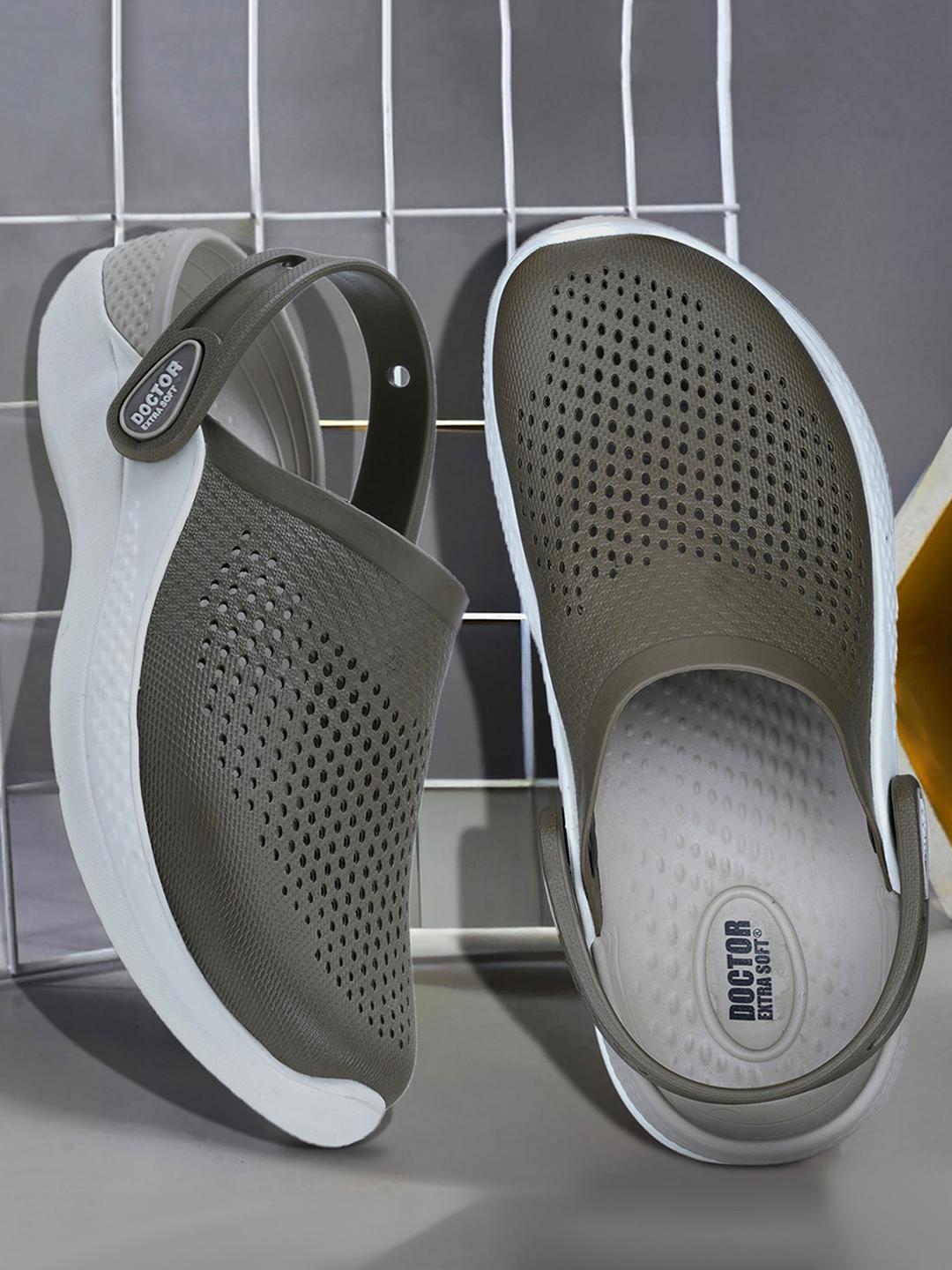 Buy DOCTOR EXTRA SOFT Men Clogs - Flip Flops for Men 33617900 | Myntra