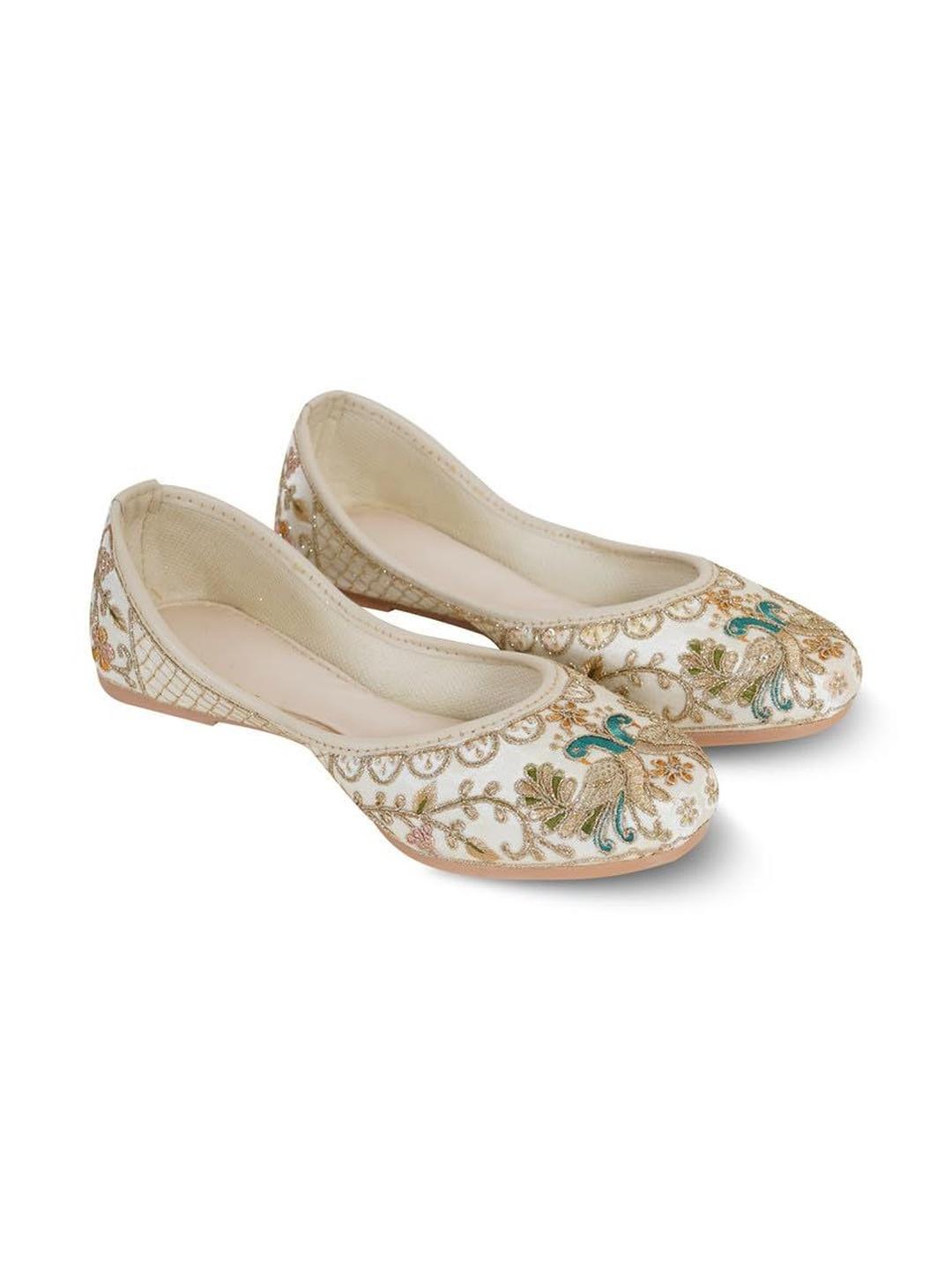 Buy Anouk Women Woven Design Embroidered Rajasthani Mojari Juti - Flats ...