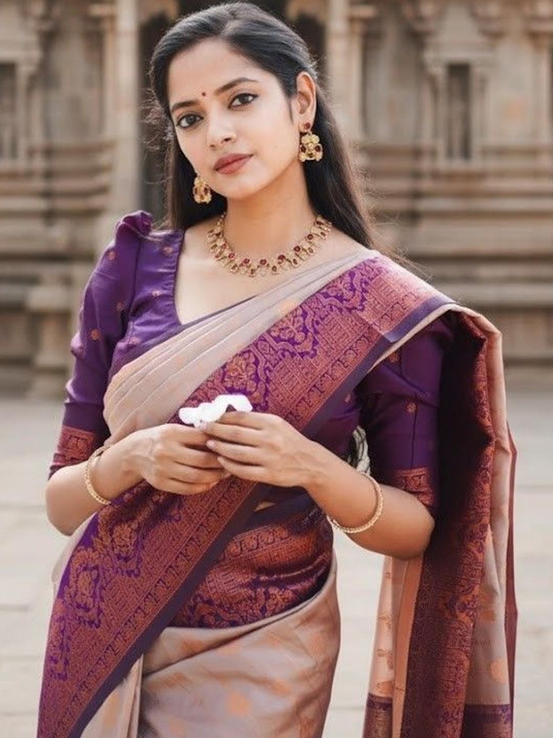 Buy Bindi Fashion Woven Design Zari Silk Blend Handloom Banarasi Saree ...