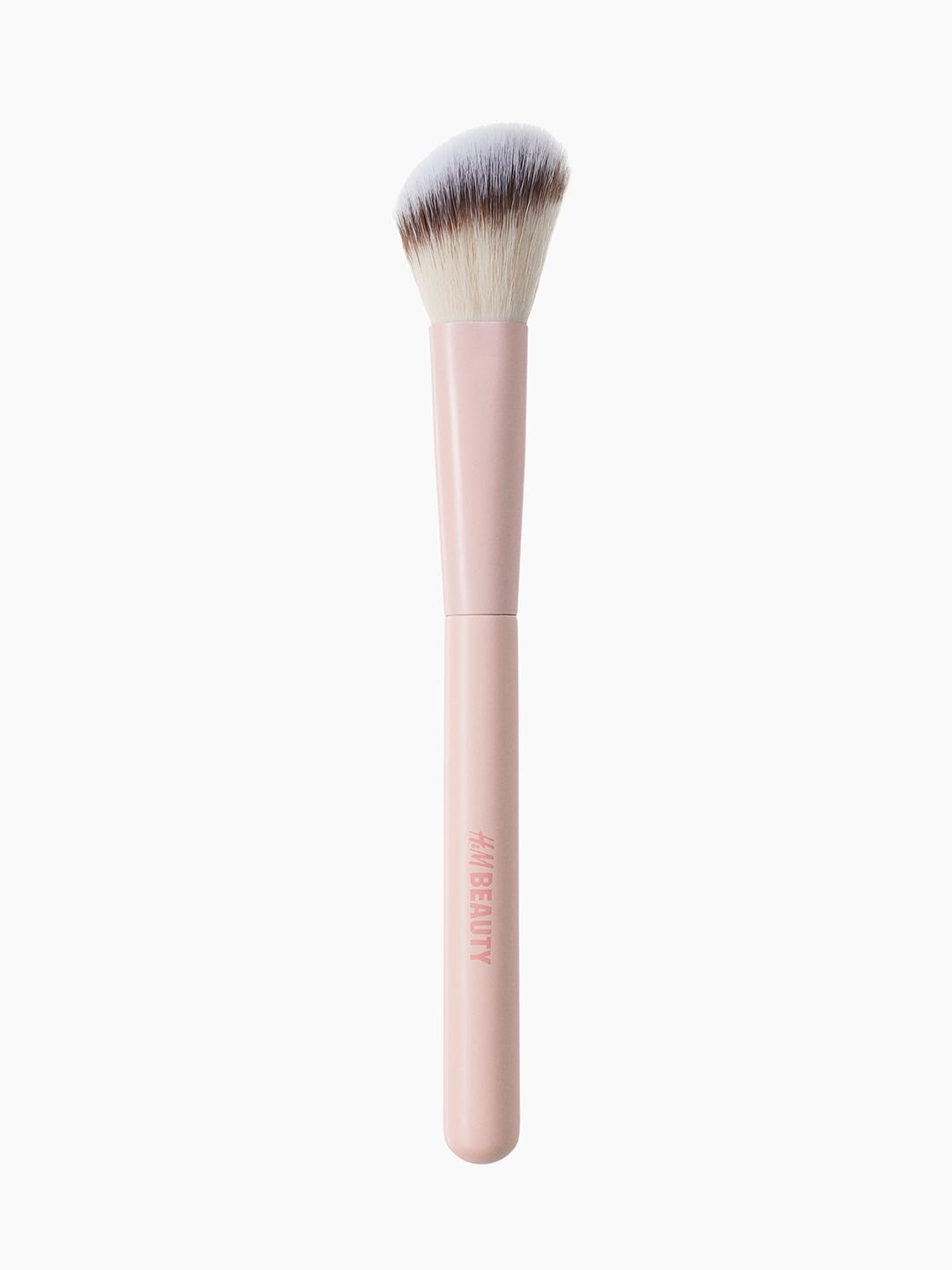 Buy H&M Angled Cheek Brush - Face Brush for Women 37325750 | Myntra