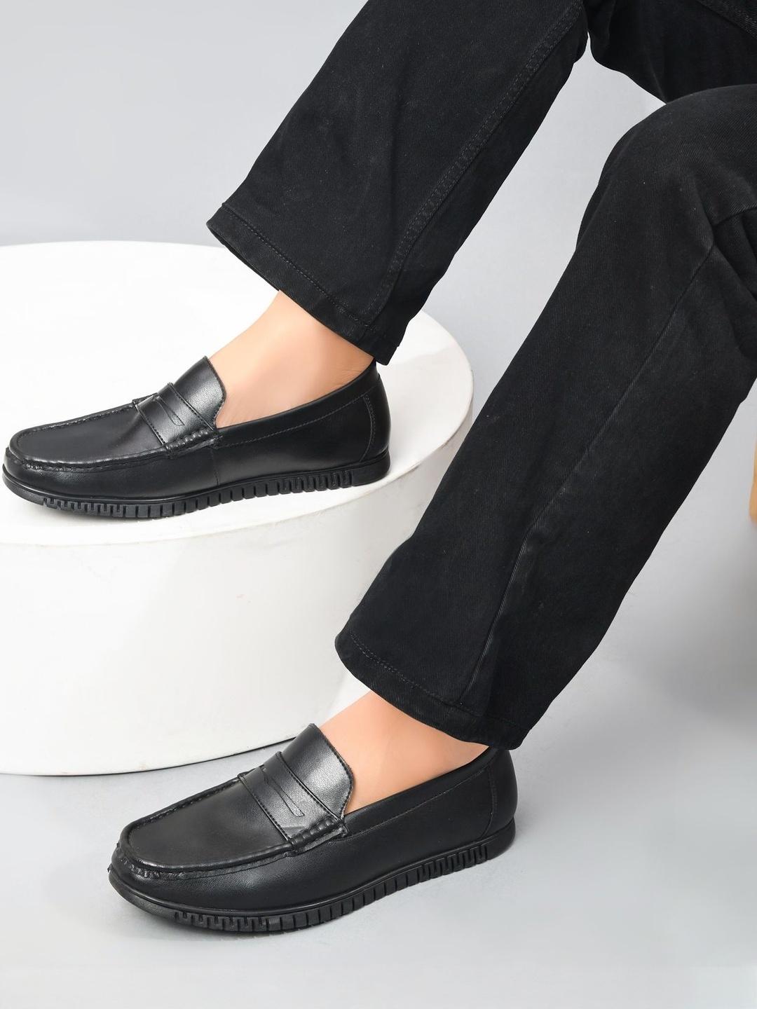 Buy CLOG LONDON Men Synthetic Leather Round Toe Loafers - Casual Shoes ...