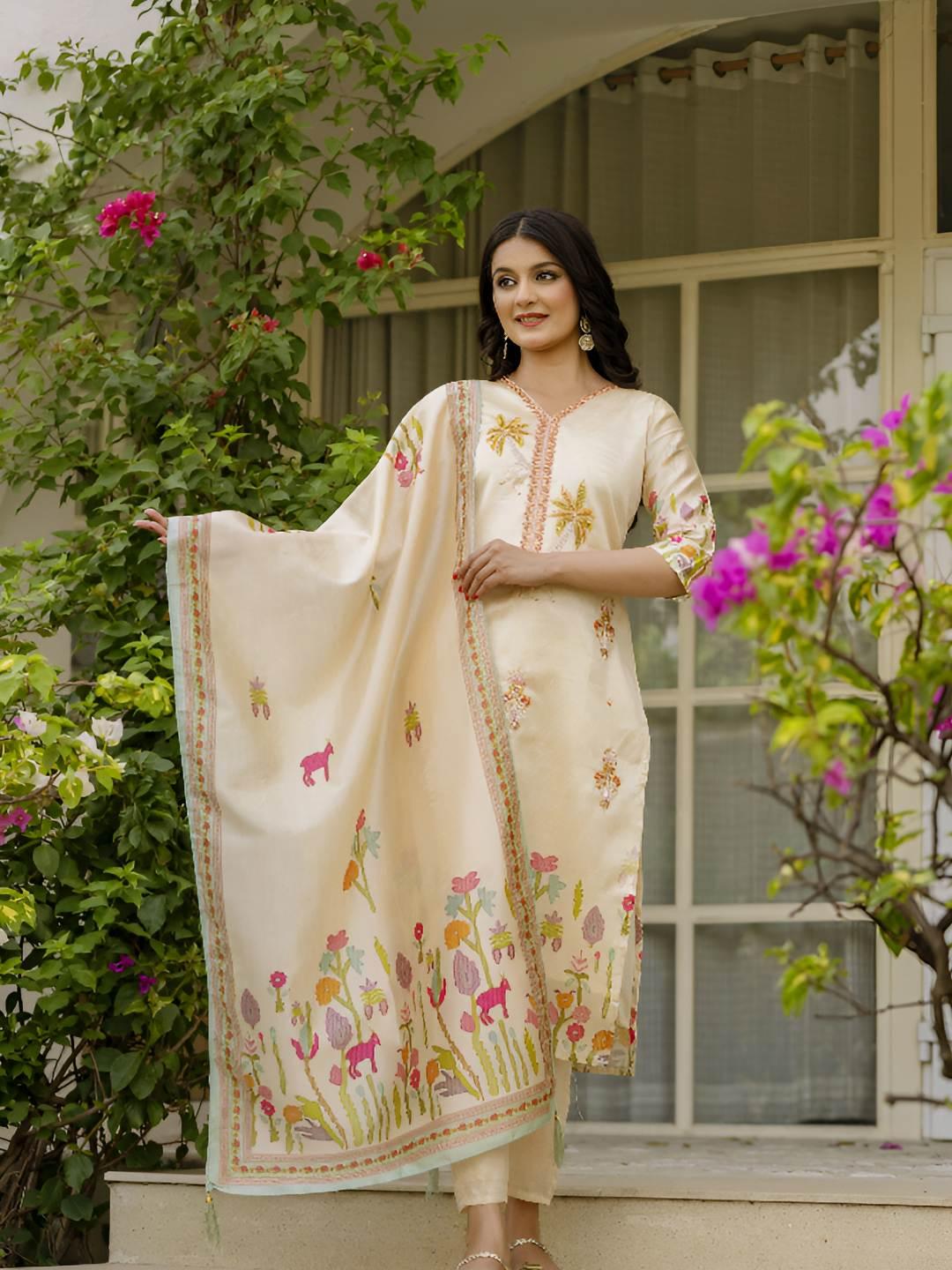 Buy Divyadham Textiles Women Ethnic Motifs Embroidered Kurta With ...