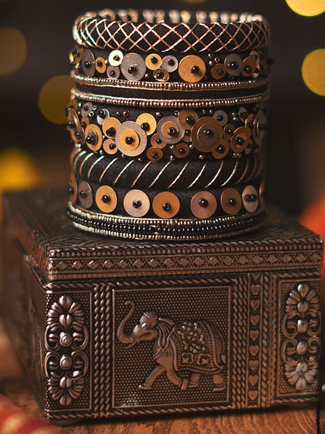 Buy Taasha Craft Set Of 7 Artificial Beaded Thread Bangles - Bangle for Women 36635493 | Myntra