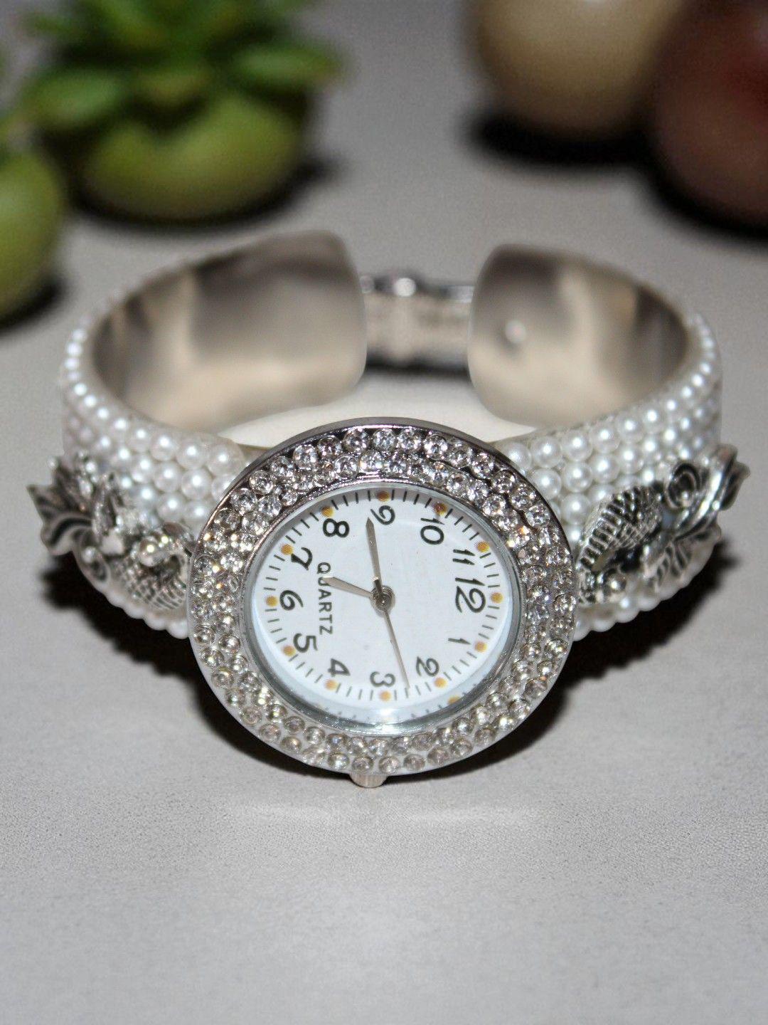 Buy Jolly Faces Oxidised Pearl Women Round Dial & Bracelet Style Straps ...