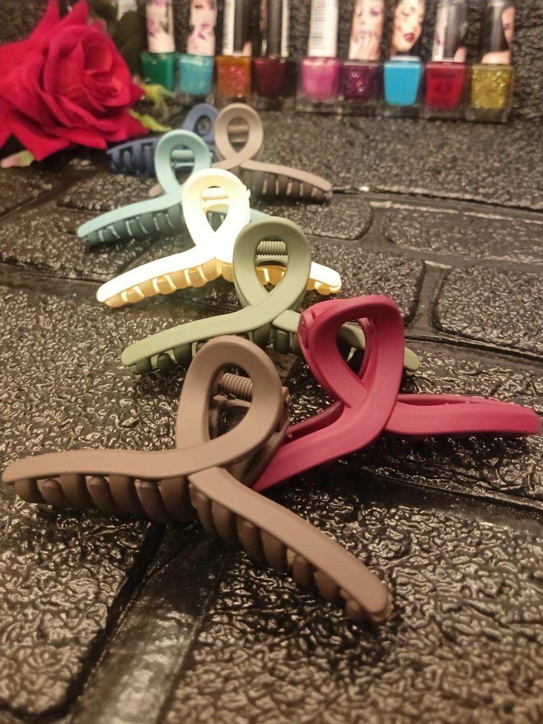 Buy STING BEE Women Set Of 4 Claw Clip - Hair Accessory for Women ...