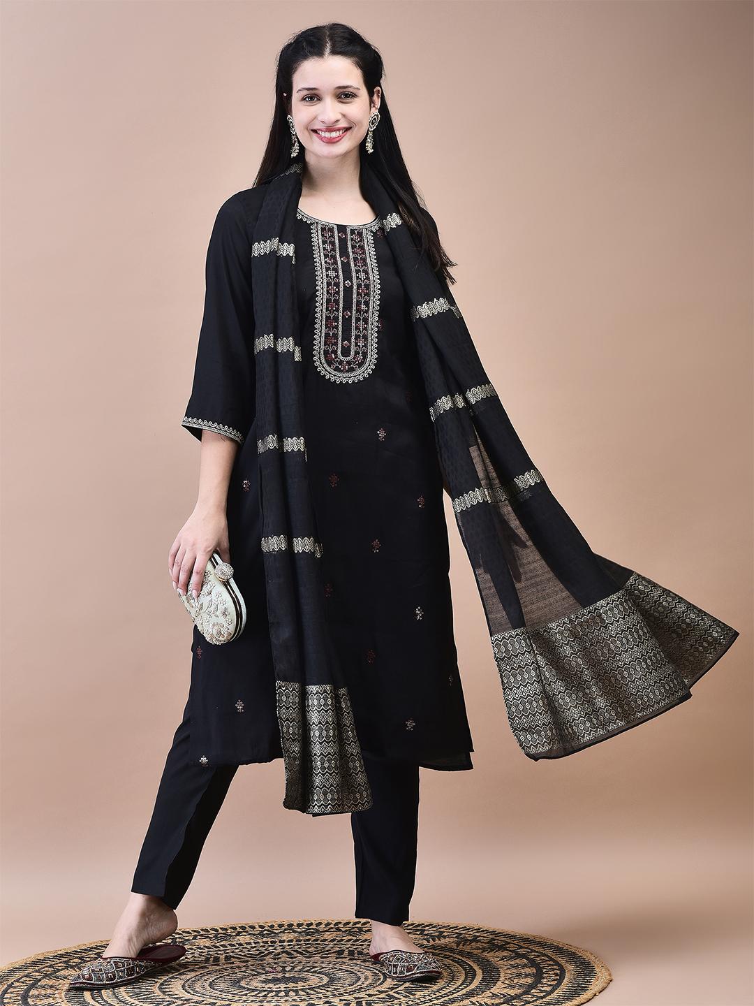 Buy Shree Floral Embroidered Sequinned Chanderi Silk Jacquard Kurta ...