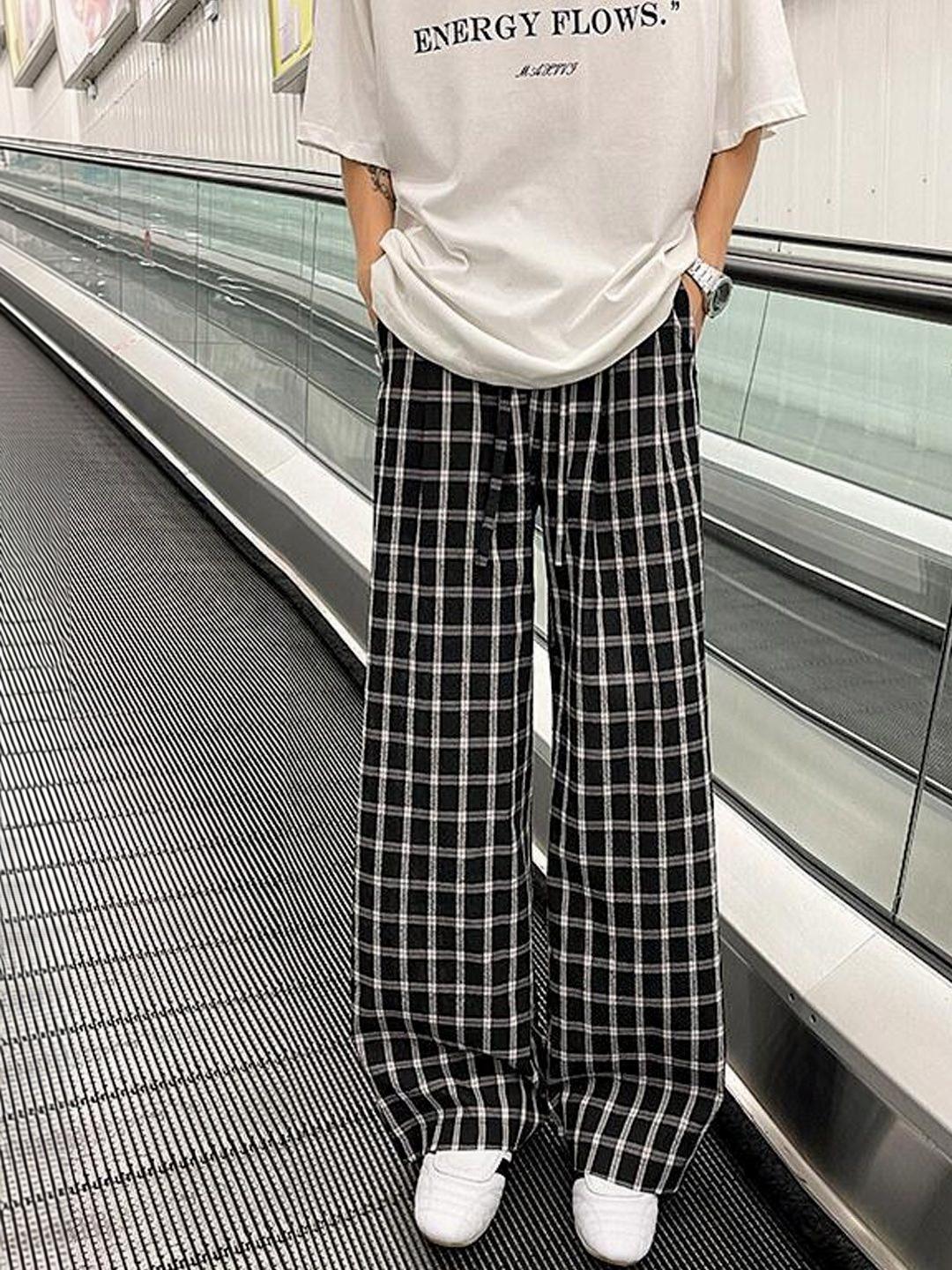 Buy Suo Men Checked Loose Fit Easy Wash Trousers - Trousers for Men ...