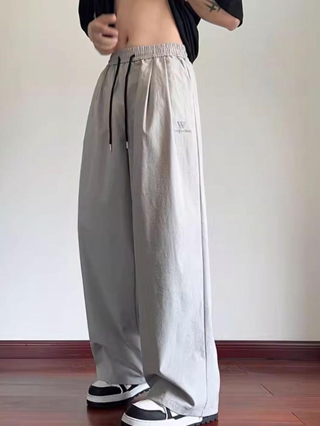 Buy Suo Men Loose Fit Easy Wash Pleated Trousers - Trousers for Men ...