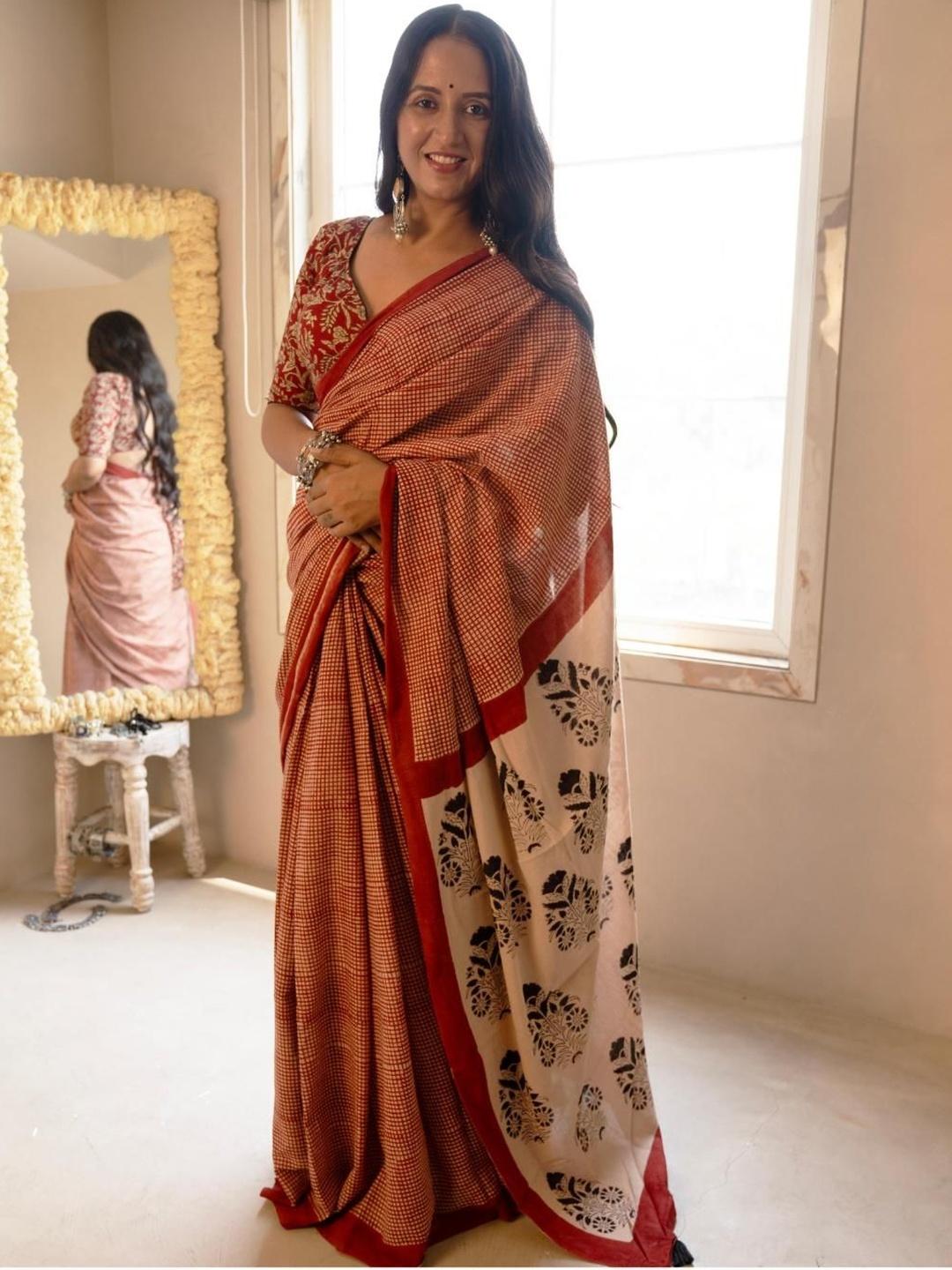 Buy Femaura Crafts Ethnic Motifs Zari Pure Cotton Handloom Saree ...