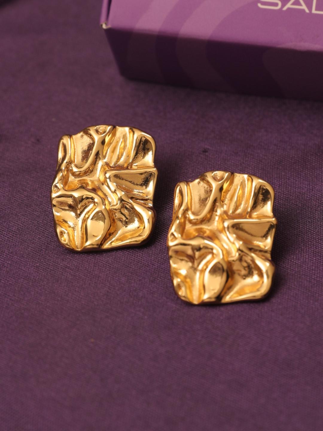 Buy SALTY Stainless Steel Contemporary Shaped Embossed Elegance Studs ...