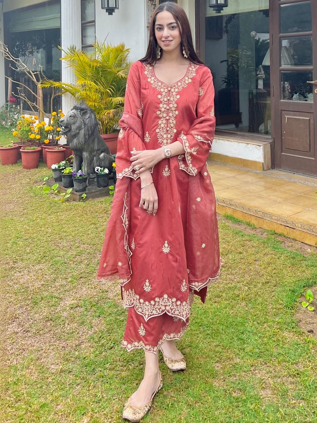 Buy Royal Export Women Ethnic Motifs Embroidered Regular Thread Work ...