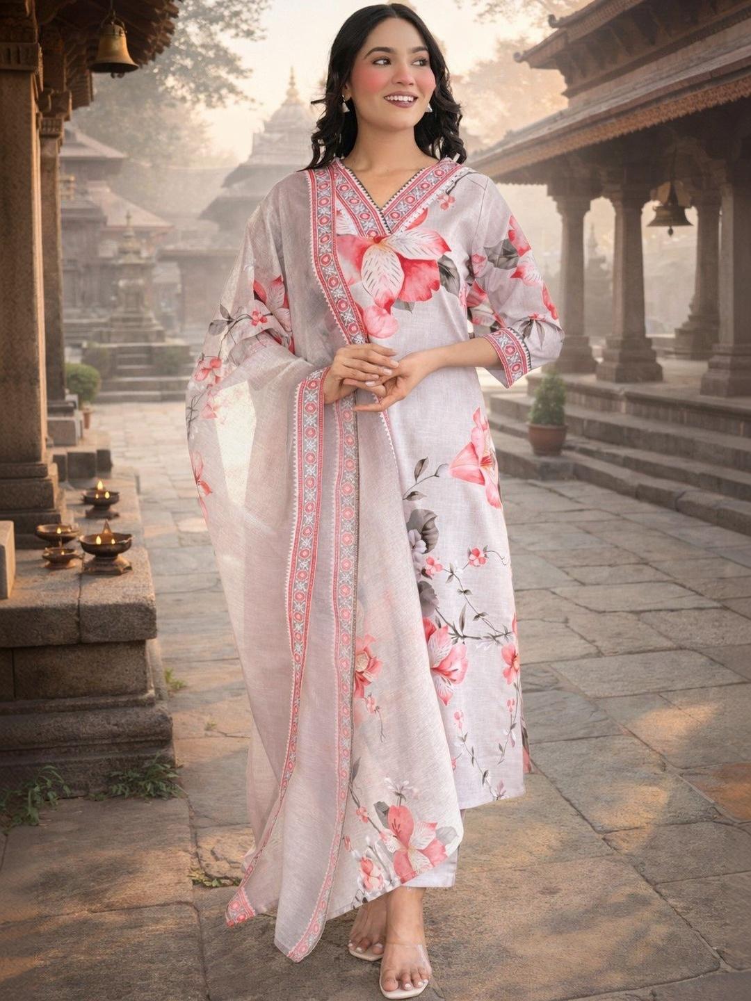 Buy DAMAAR TEXTILE Women Floral Printed Regular Kurta With Trousers ...