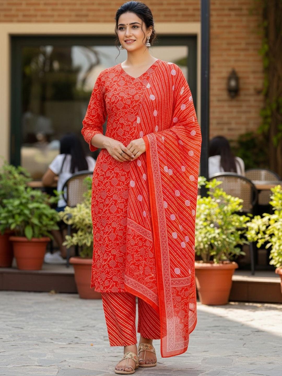 Buy PITRIS Women Ethnic Motifs Printed Regular Kurta With Trousers ...