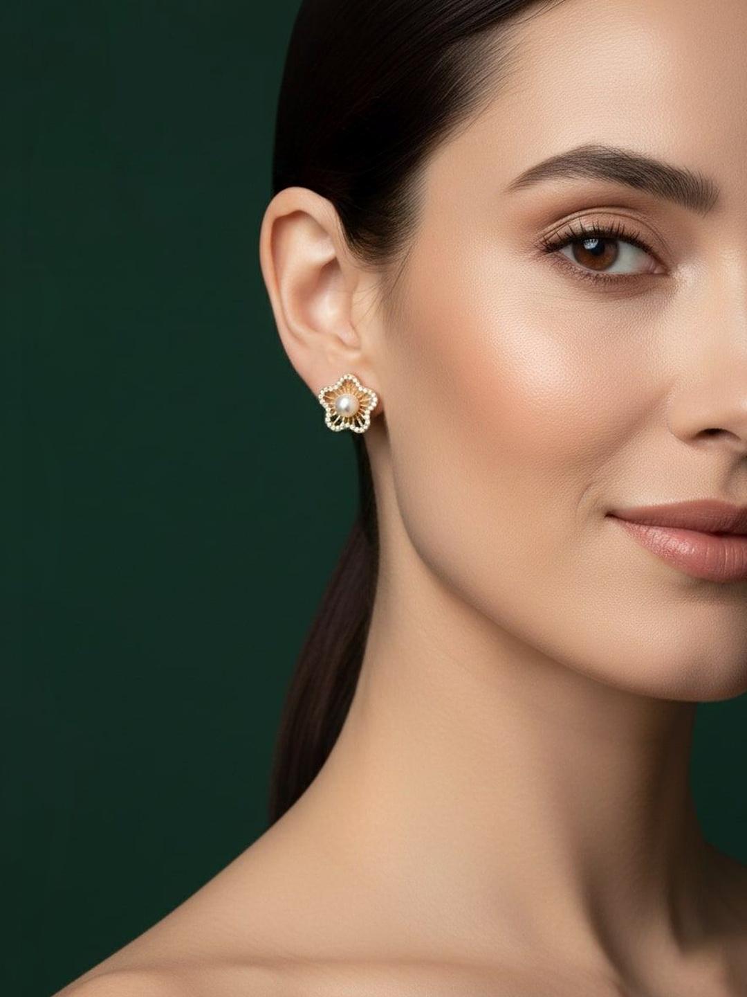 Buy DURATI Floral Studs Earrings - Earrings for Women 39153132 | Myntra