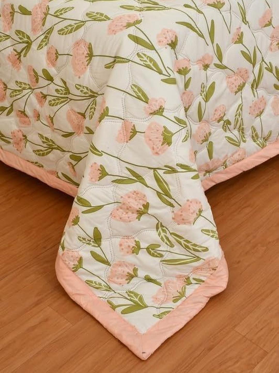 Buy WEAVERS HUT Peach Coloured & White Floral AC Room 233 GSM Comforter ...