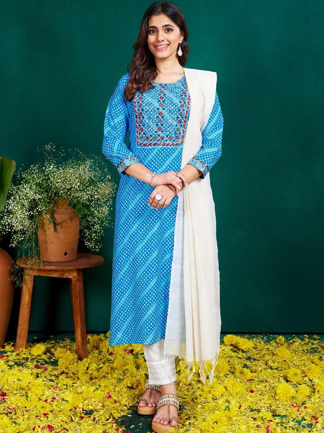 Buy PITRIS Women Ethnic Motifs Printed Regular Sequinned Kurta With ...