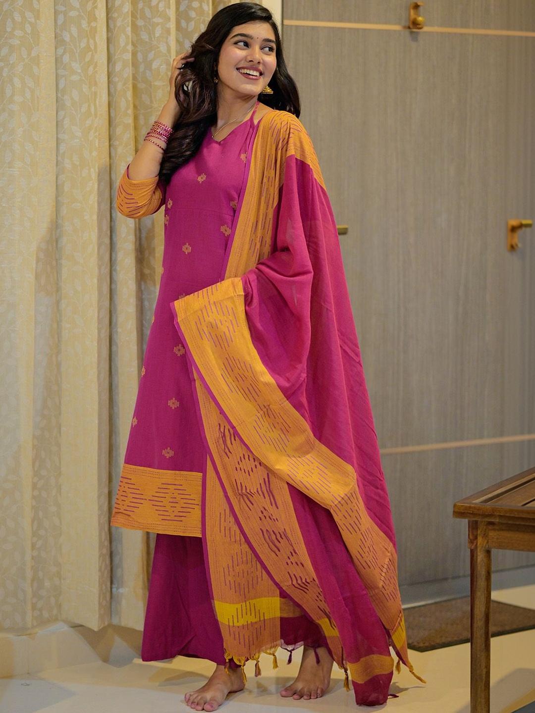 Buy Vastara The Label Women Printed Pure Cotton Kurta With Palazzos ...