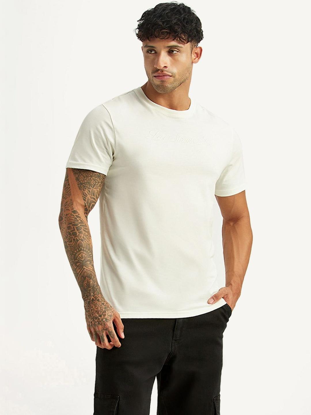 Buy Levis Men Typography Printed Slim Fit T Shirt - Tshirts for Men ...