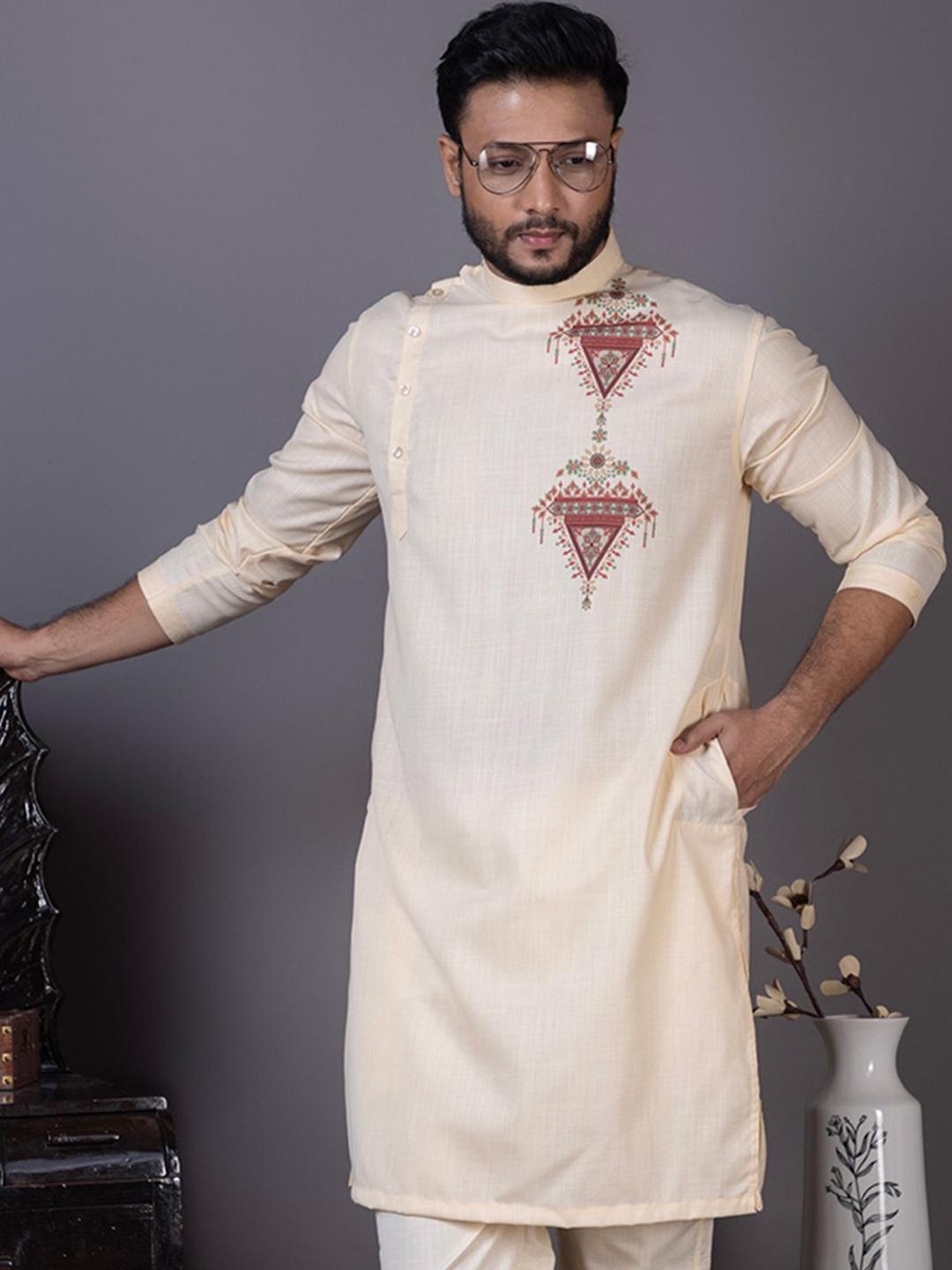 Buy Dincharya Men Embroidered Thread Work Kurta - Kurtas for Men ...