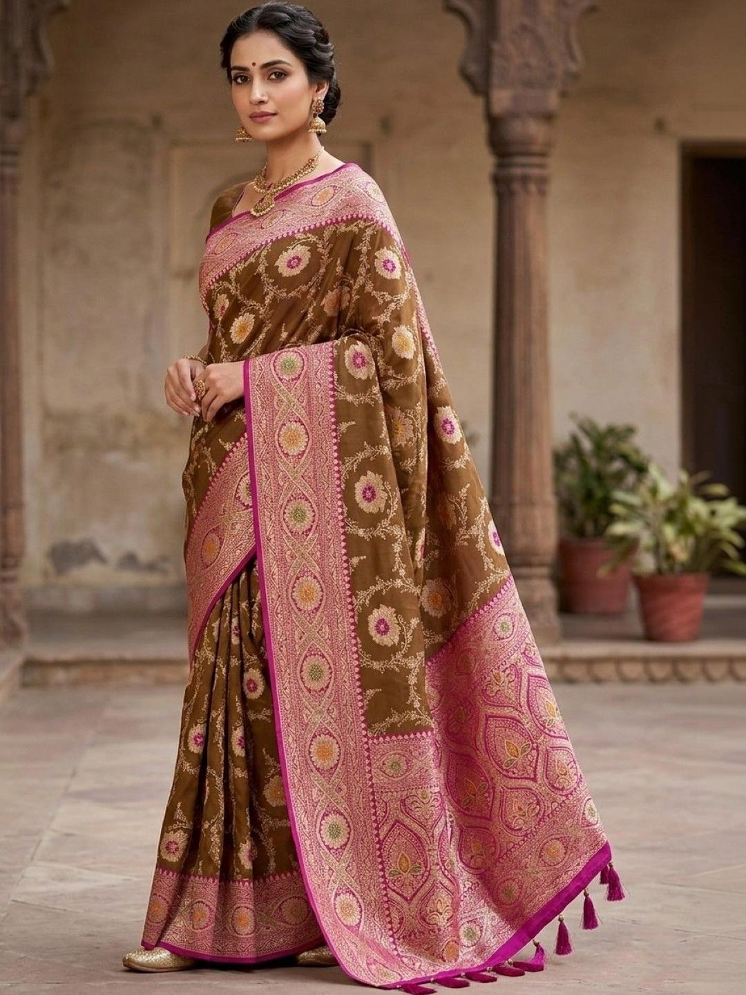 Buy Siddhika Saree's Woven Design Zari Silk Blend Banarasi Saree ...