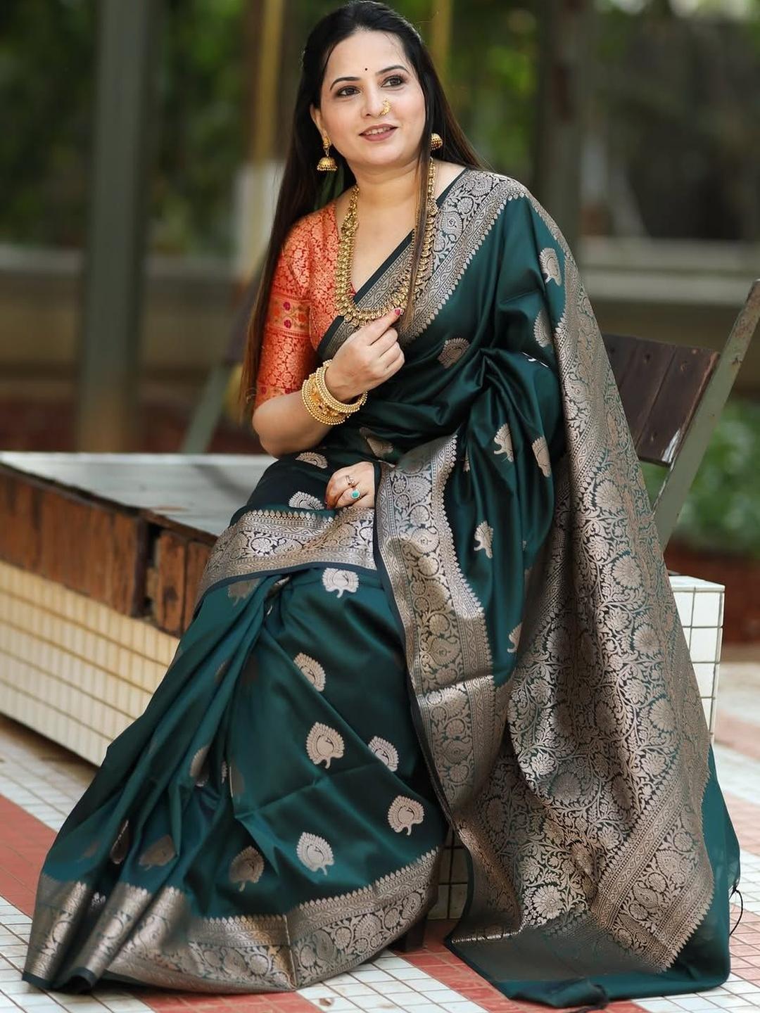 Buy HOLLYBEE TELLS Ethnic Motifs Zari Silk Blend Handloom Chanderi ...