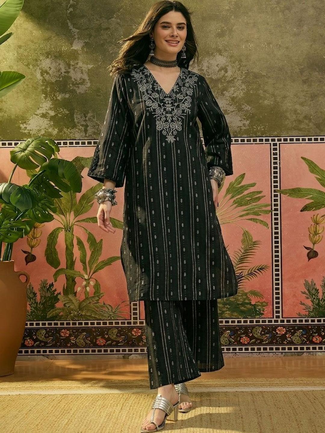 Buy Stylum Women Ethnic Motifs Embroidered Regular Thread Work Pure ...
