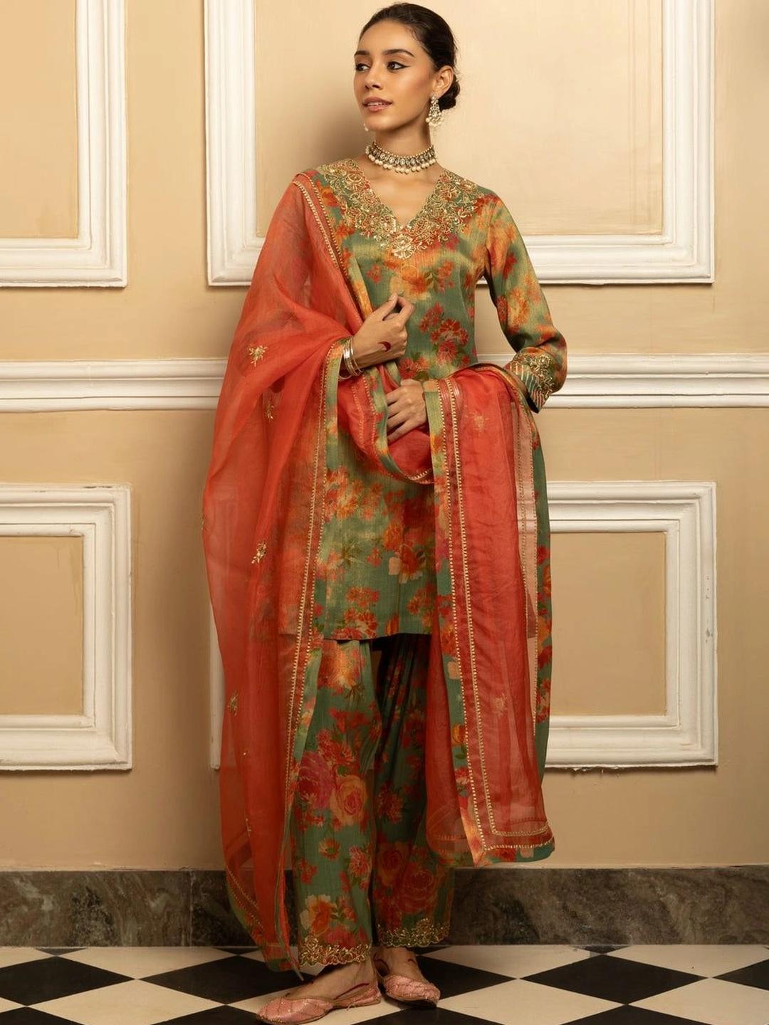 Buy Anouk Rustic Women Floral Printed Regular Silk Georgette Kurta With ...