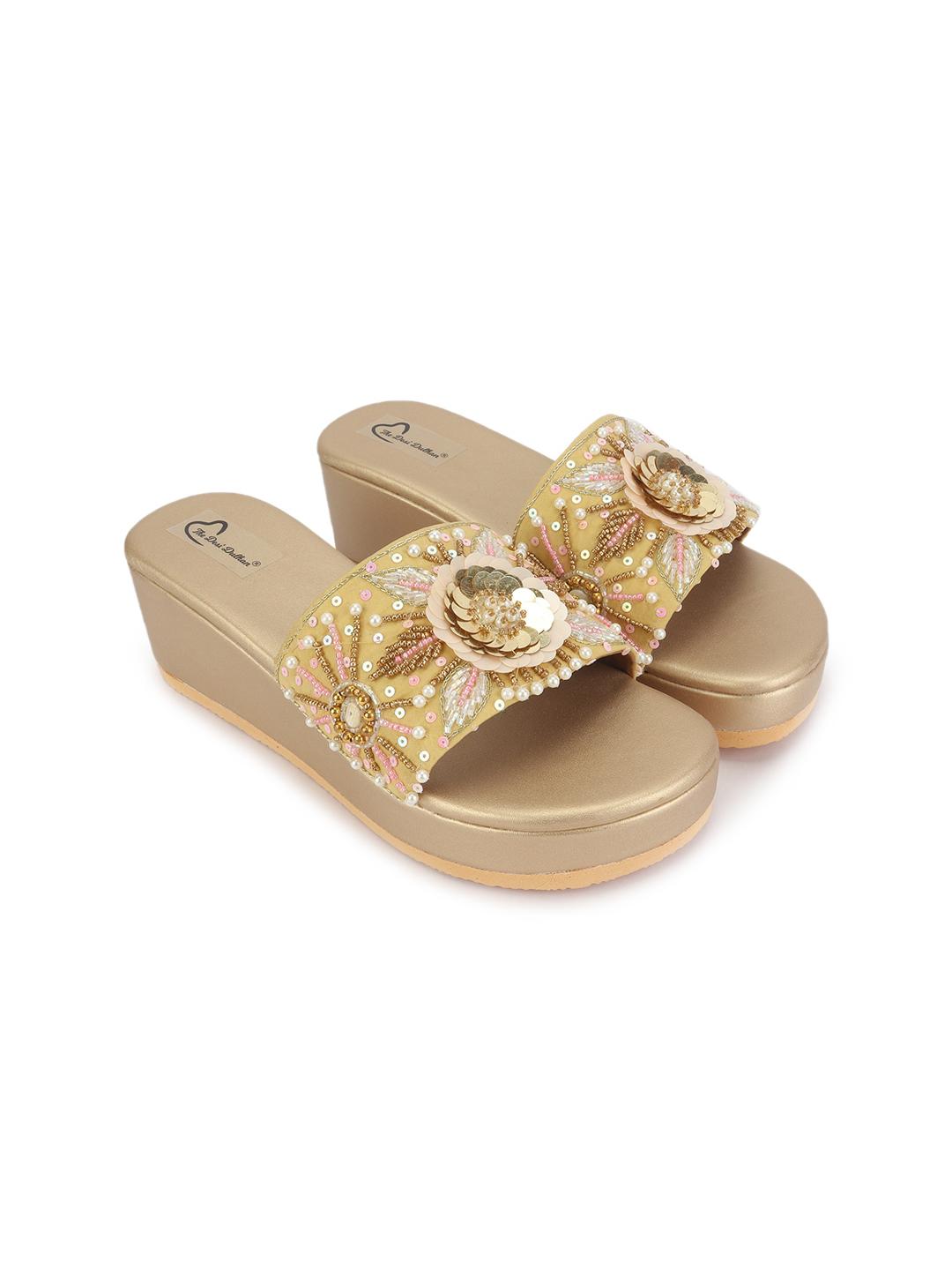 Buy The Desi Dulhan Women Gold Toned Ethnic Wedge Sandals - Heels for ...