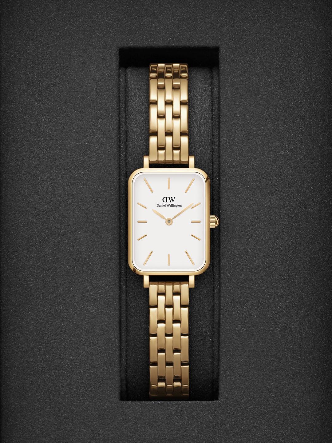 Buy Daniel Wellington Women Quadro 5 Link 26mm White Dial Square ...