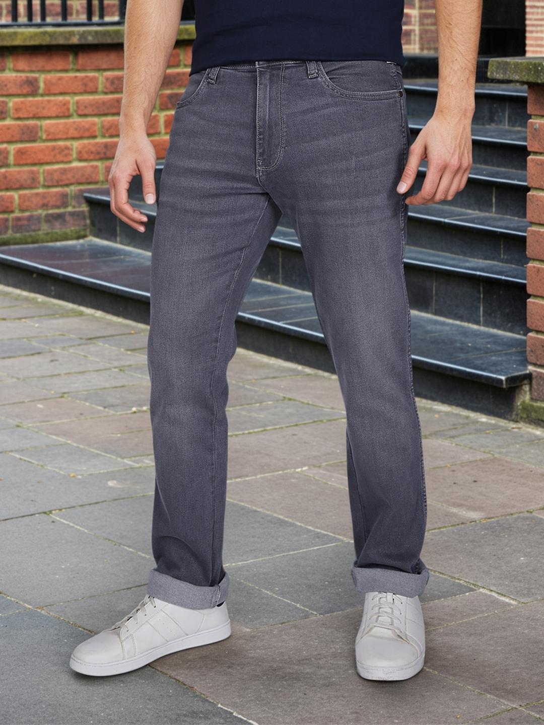 Buy Wrangler Men Millard Regular Fit Heavy Fade Stretchable Jeans ...