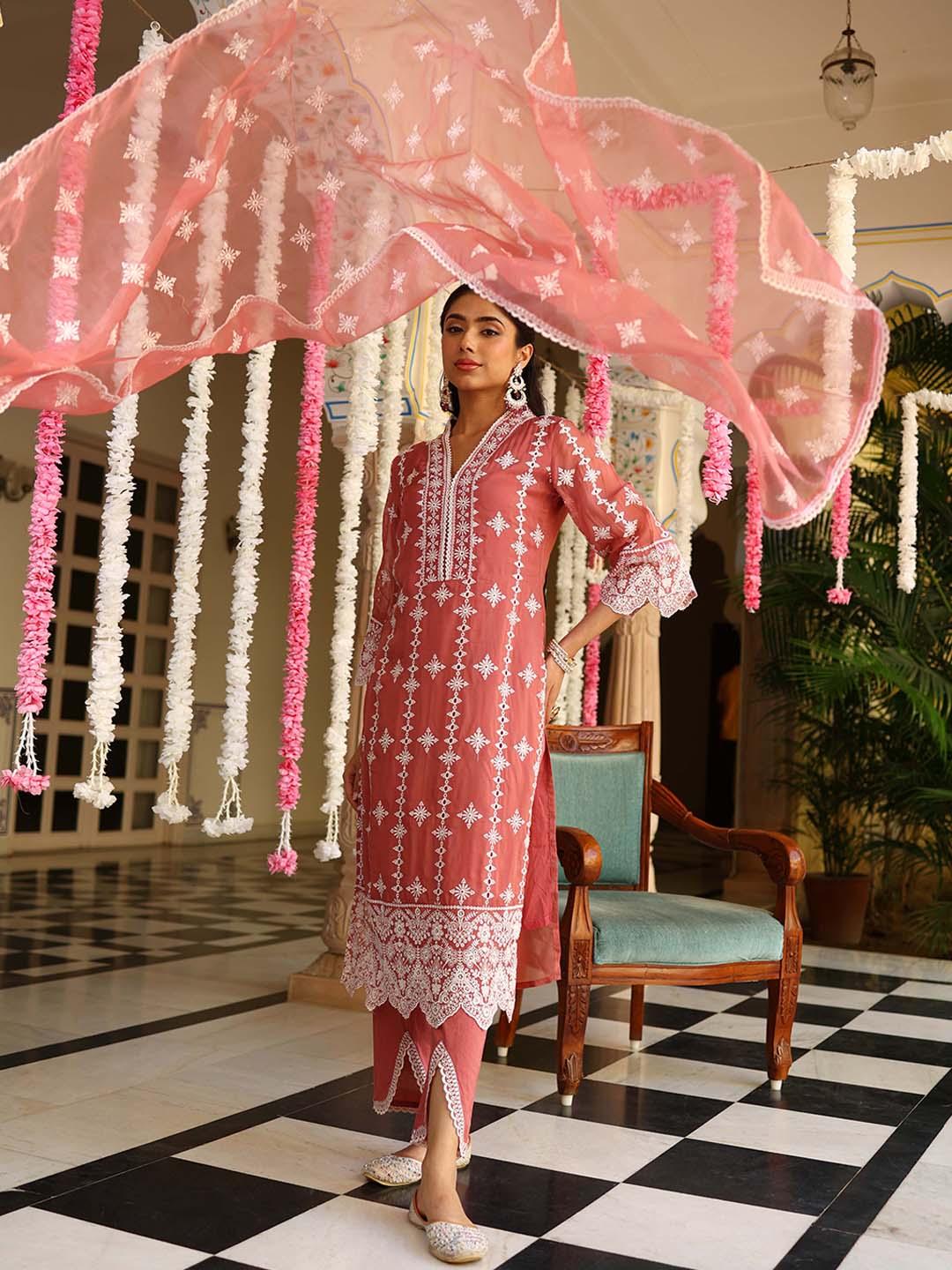 Buy PRATAP SONS Ethnic Motifs Embroidered Regular Chikankari Kurta With ...