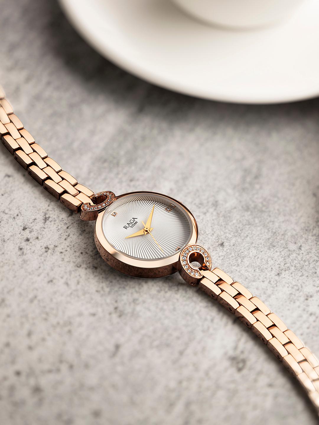 Buy Titan Raga Showstopper Quartz Analog With Silver Dial Watch For ...