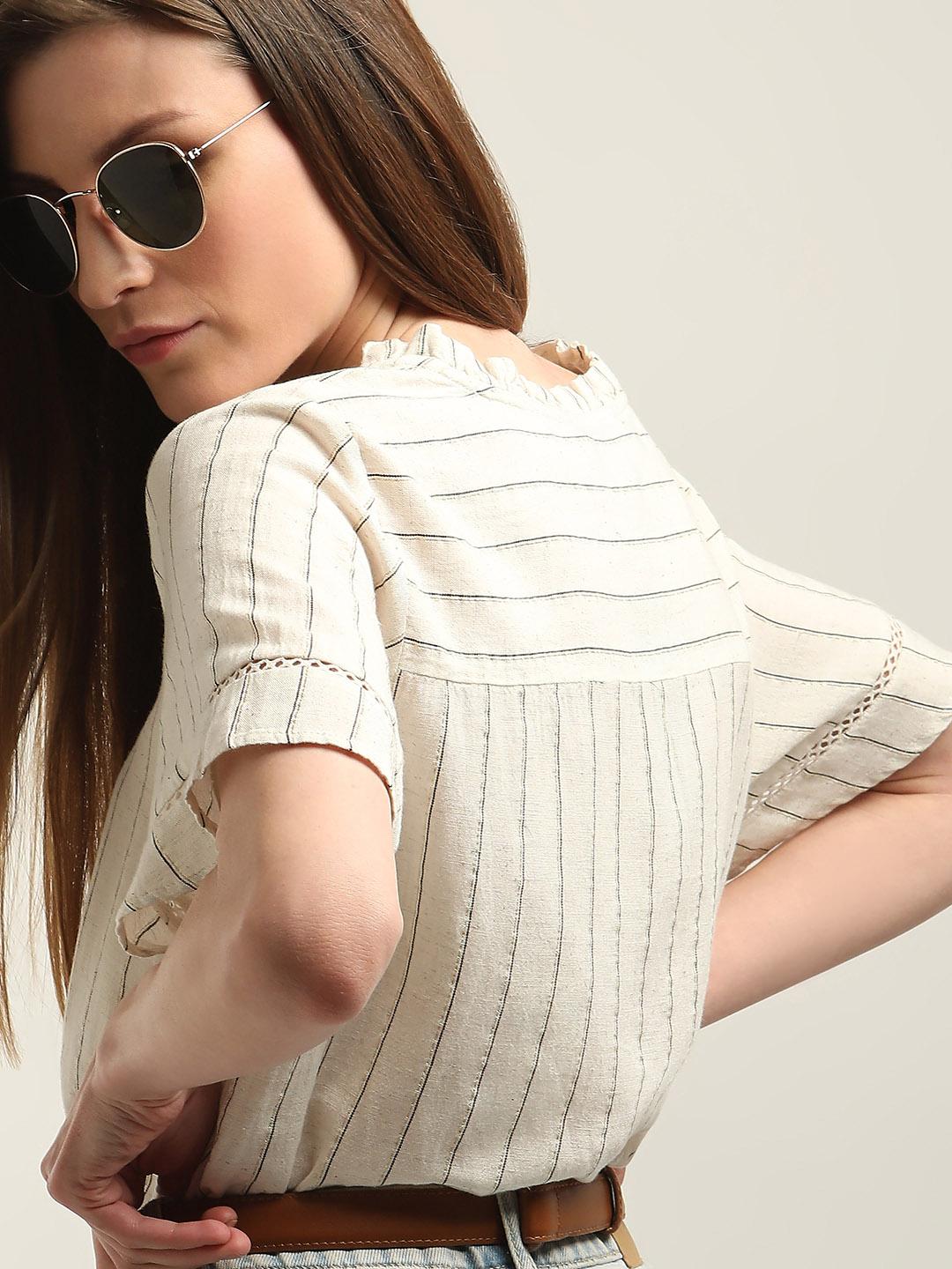 Buy Vero Moda Round Neck Self Design Top - Tops for Women 27912270 | Myntra