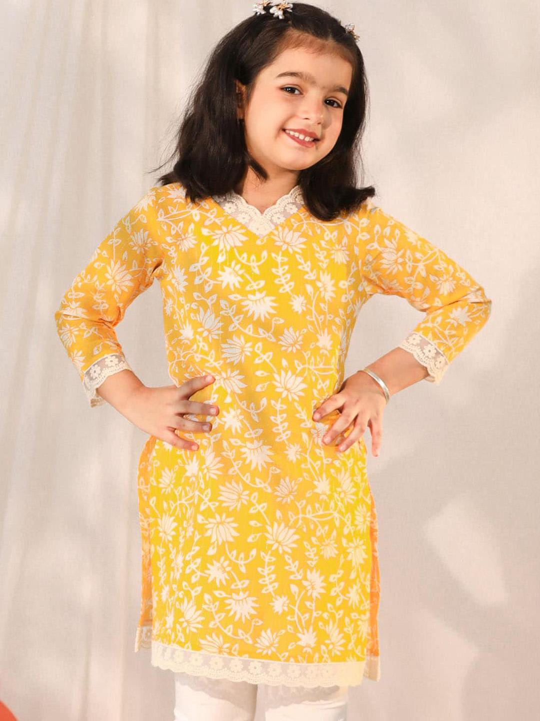 Buy VASTRAMAY Girls Floral Printed V Neck Cotton Kurta - Kurtas for ...