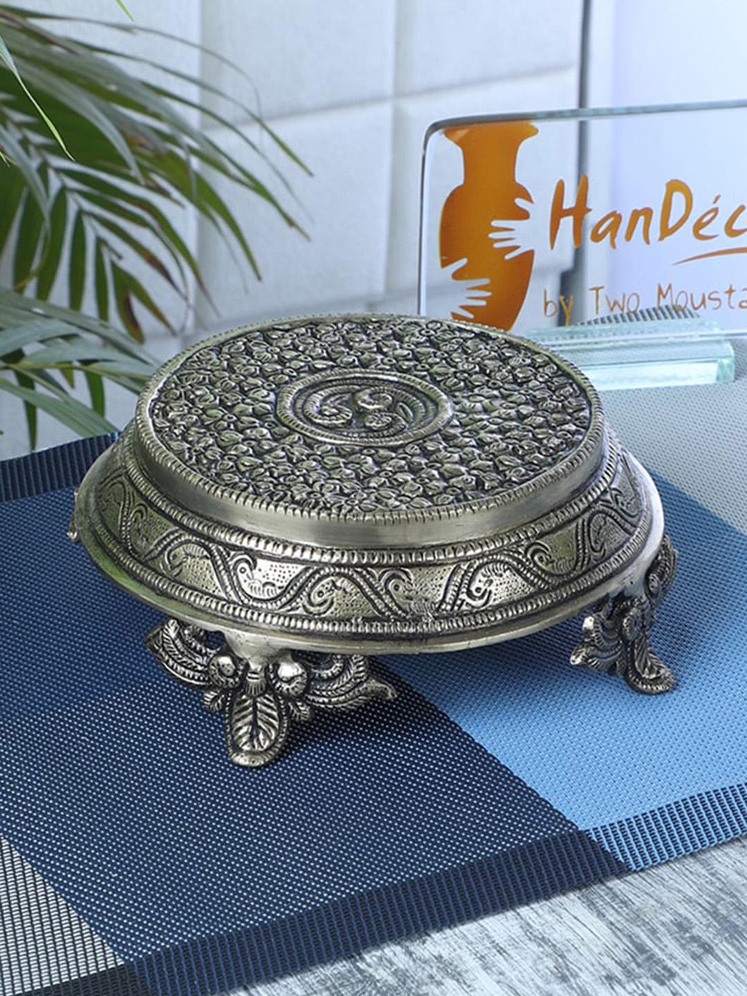 Buy Two Moustaches Brass Easy To Clean Ganesh Chaturthi Chowkie - Pooja ...