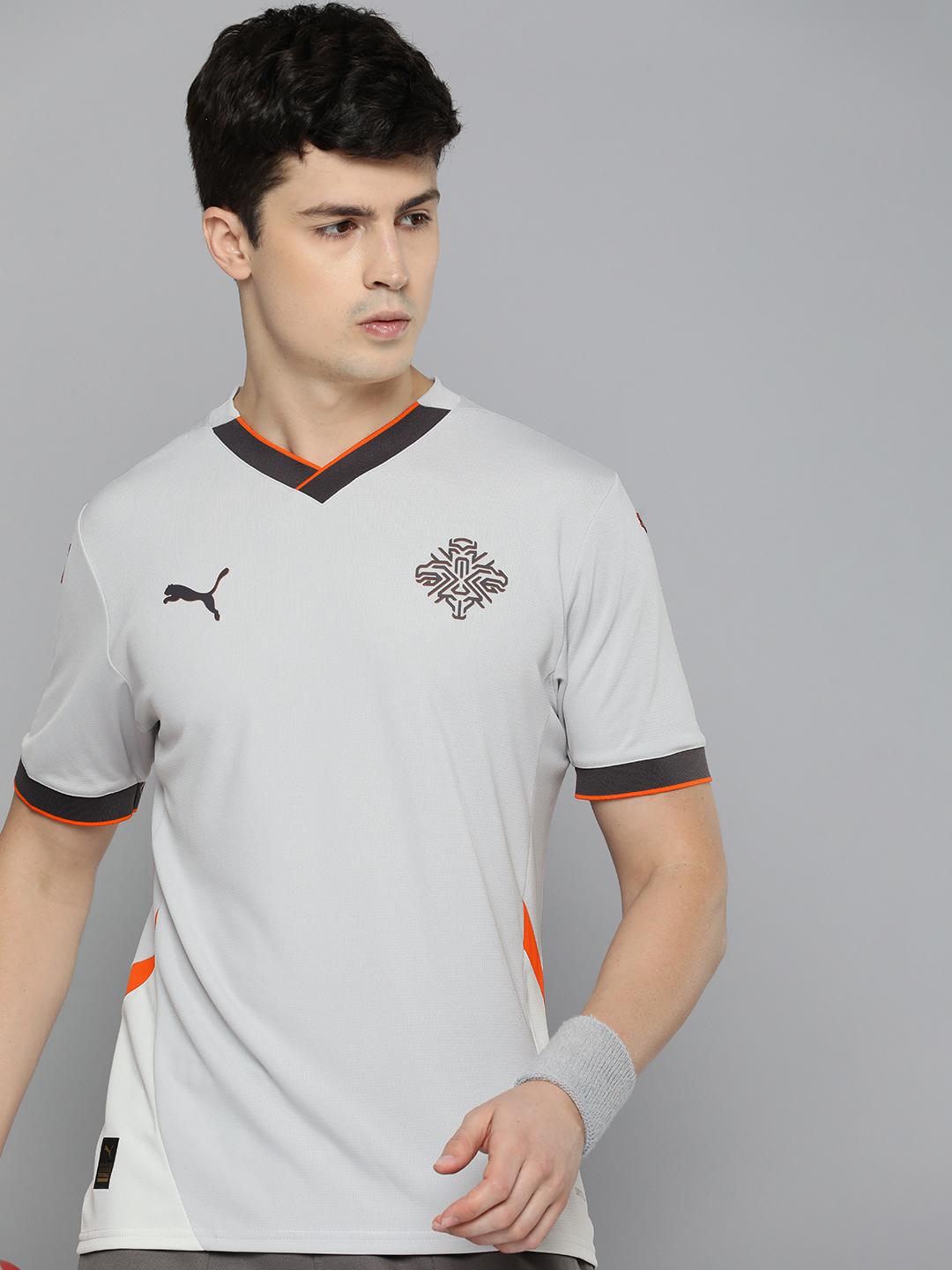 Buy Puma V Neck Football Dry Cell T Shirt - Tshirts for Men 28136172 ...
