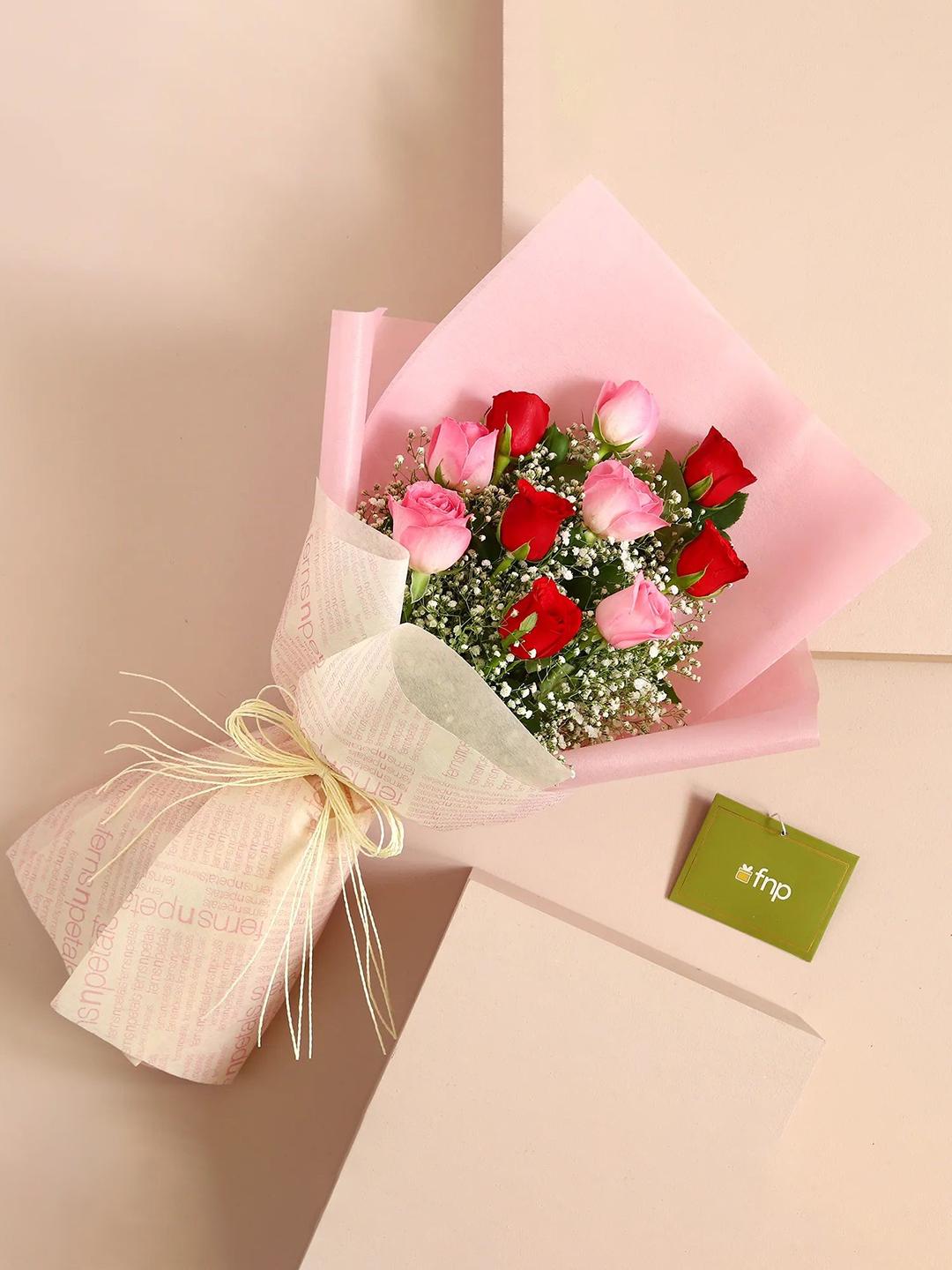Buy Fnp 10 Shy Roses Fresh Flowers Bouquet - Fresh Flowers for Unisex ...