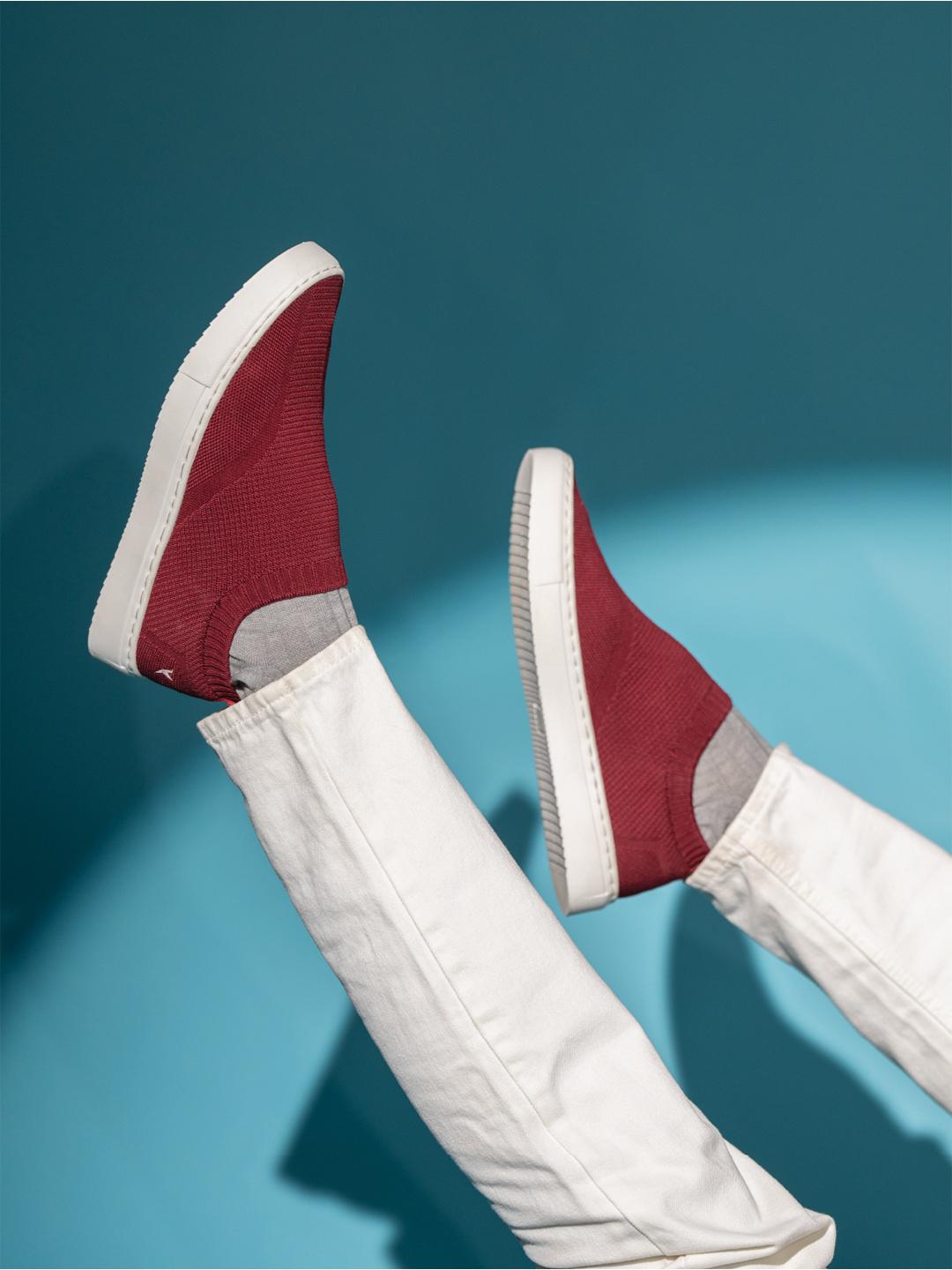 Buy Yoho Men Slip On Sneakers - Casual Shoes for Men 30074593 | Myntra