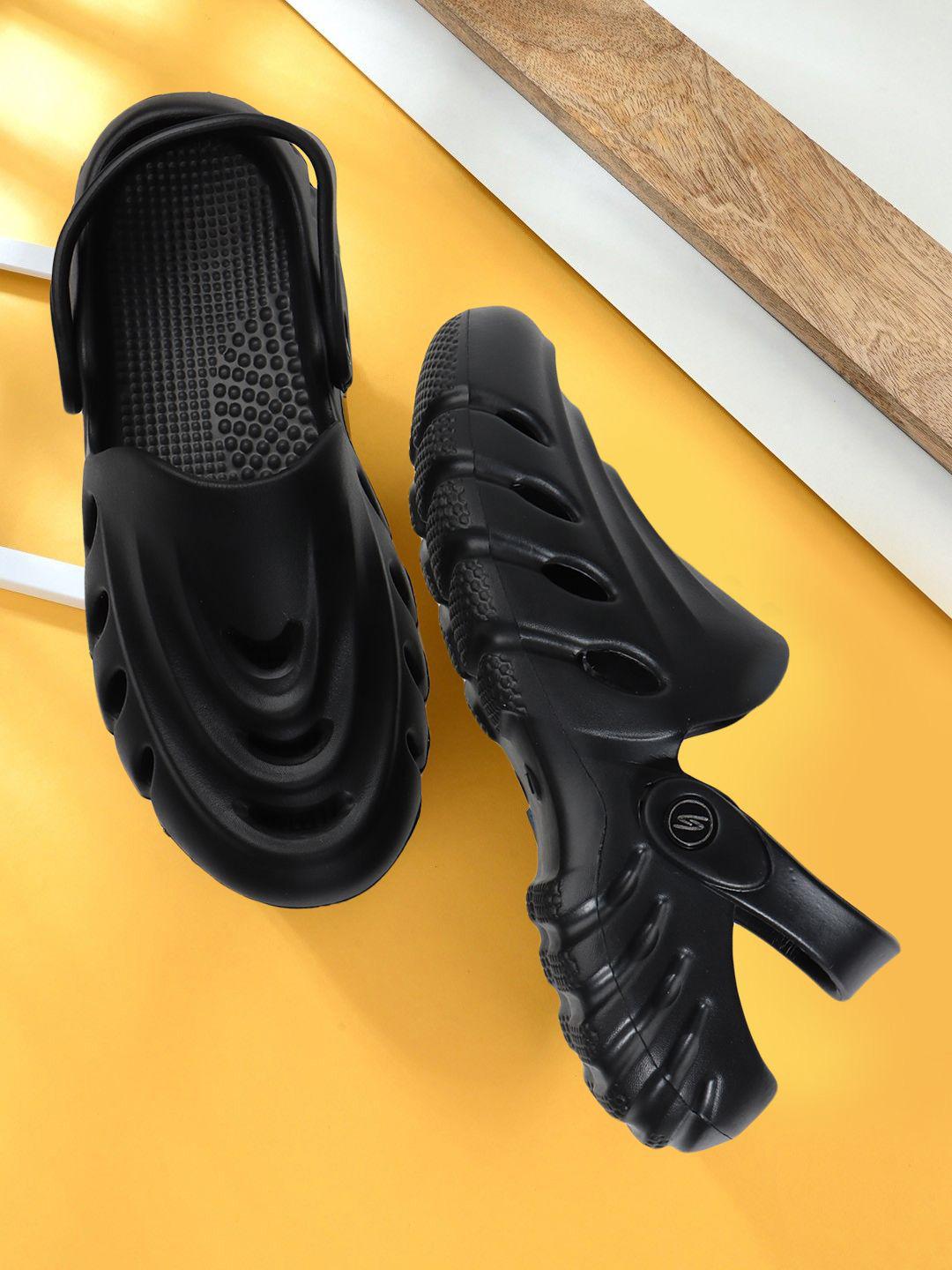 Buy HRX By Hrithik Roshan Men Black Clogs - Flip Flops for Men 30077605 ...