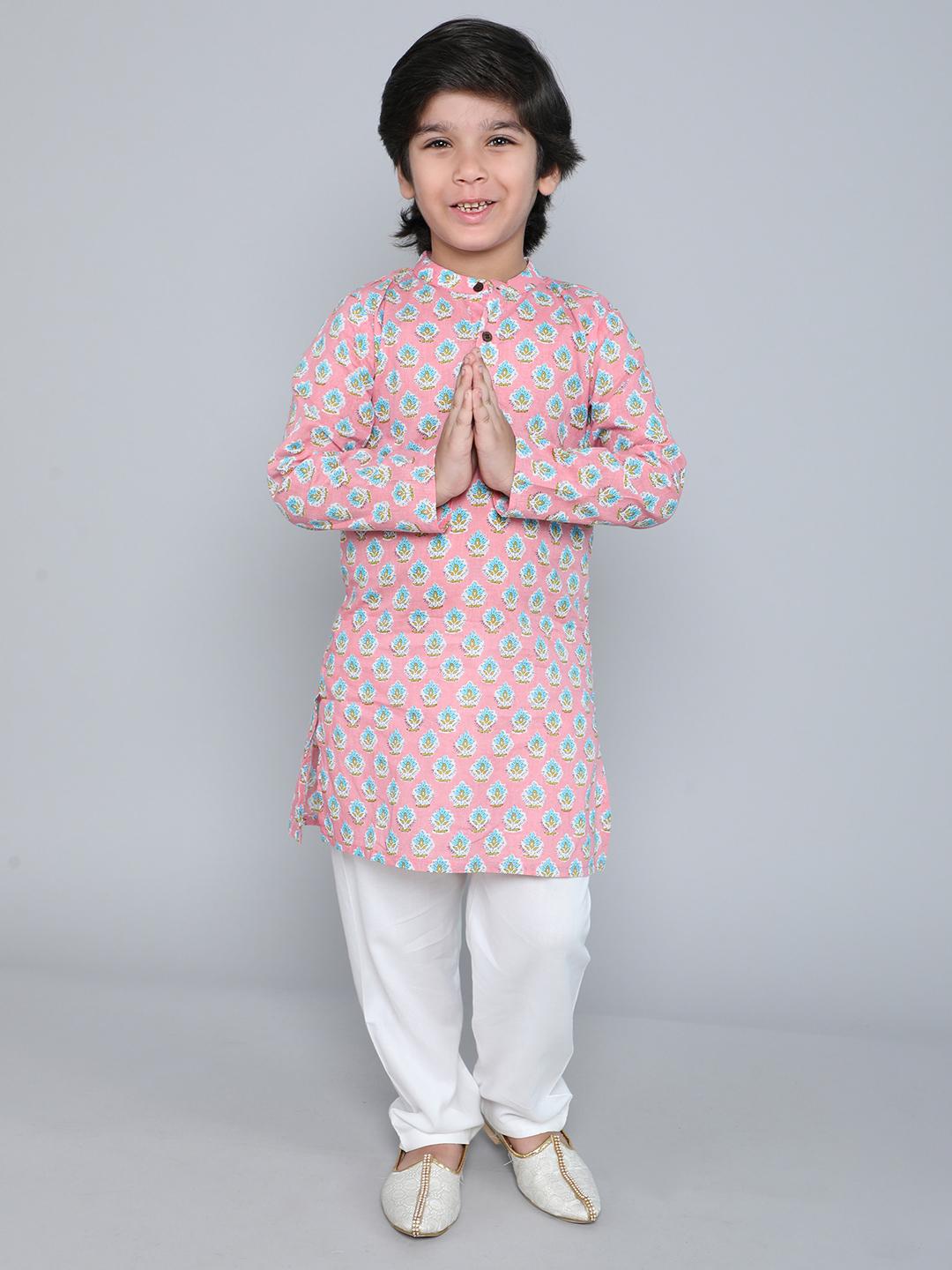 Buy The Magic Wand Boys Floral Printed Mandarin Collar Straight Kurta ...
