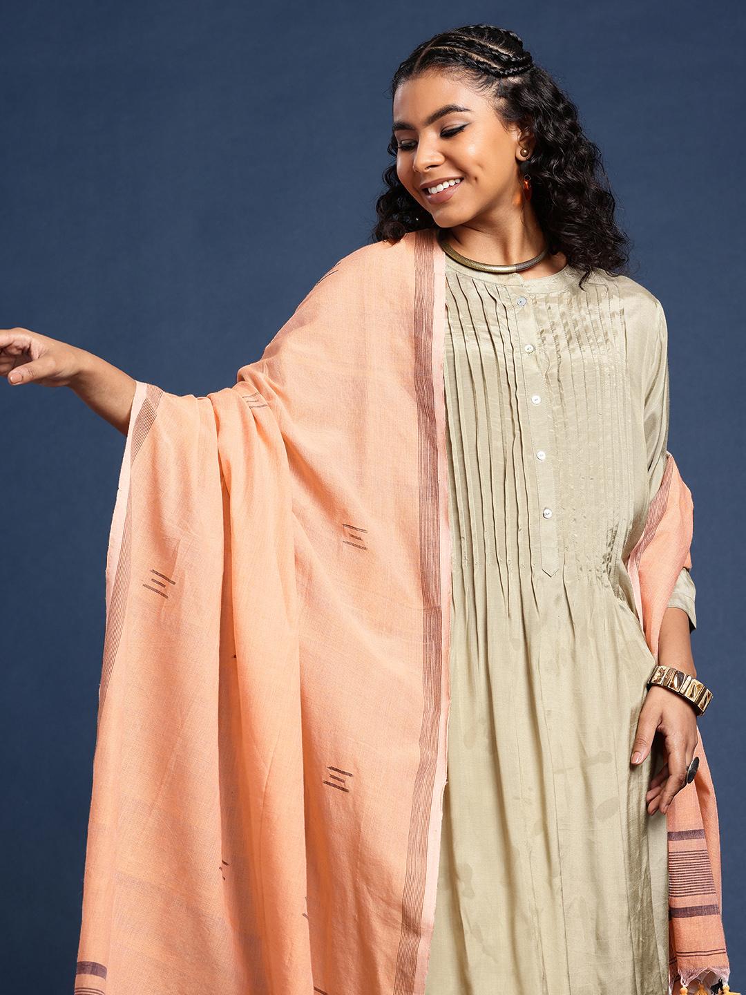 Buy Taavi Handloom Woven Buti Dupatta - Dupatta for Women 30441047 | Myntra