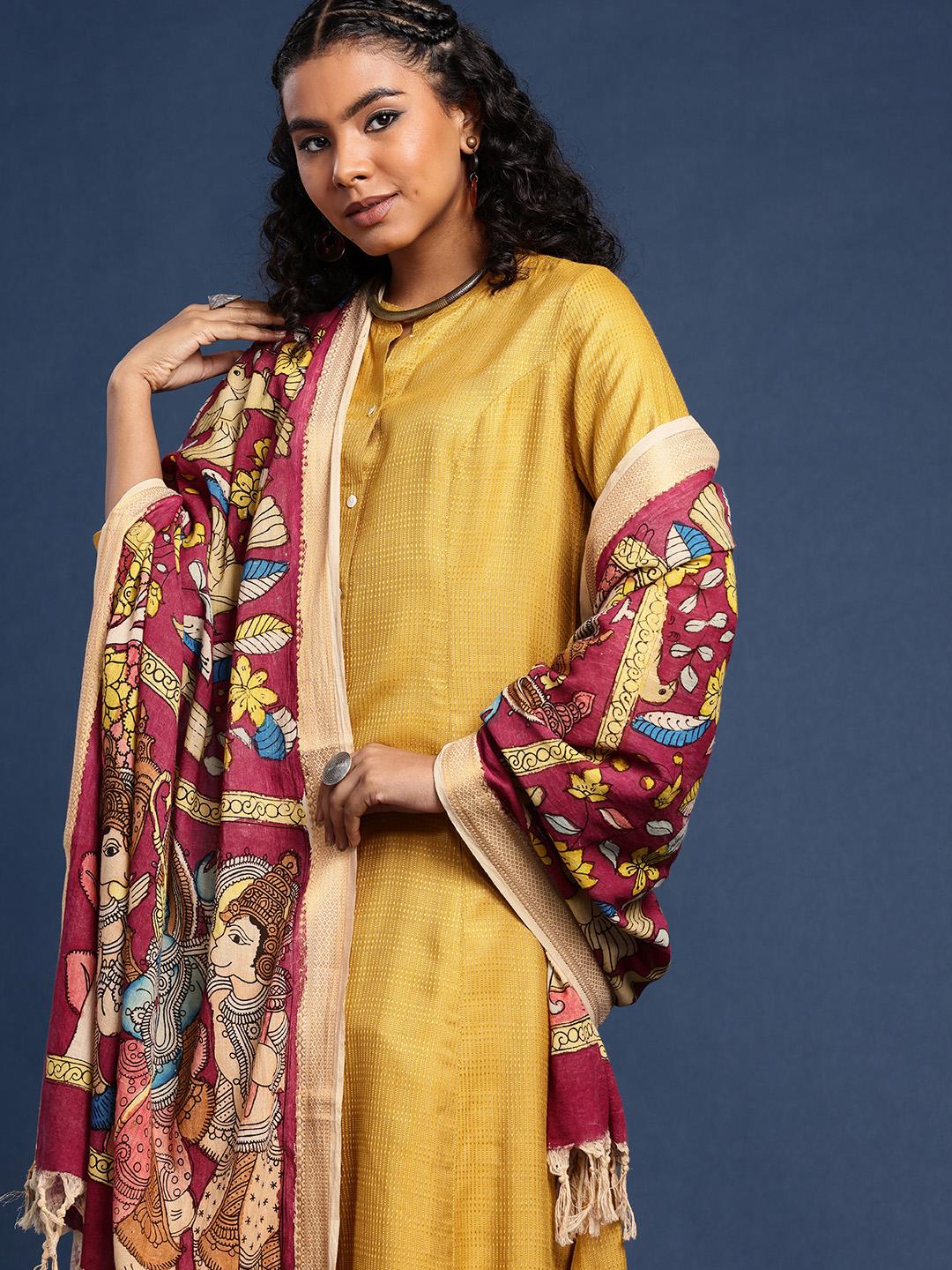 Buy Taavi Ethnic Motifs Hand Painted Kalamkari Dupatta - Dupatta for ...