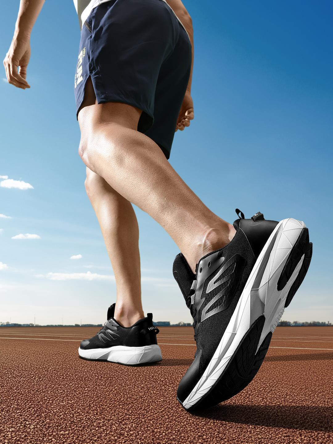 Buy HRX By Hrithik Roshan Men CARBONIC Running Shoes - Sports Shoes for ...