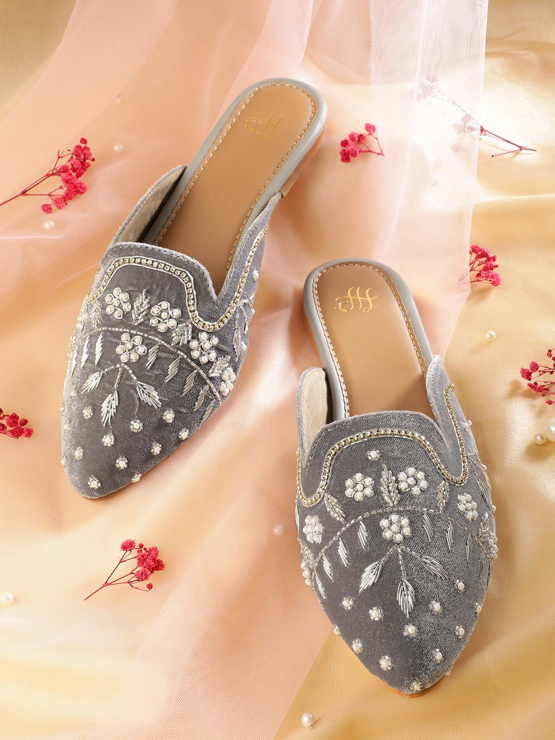 Buy House Of Pataudi Women Ethnic Embellished Mules - Flats for Women ...