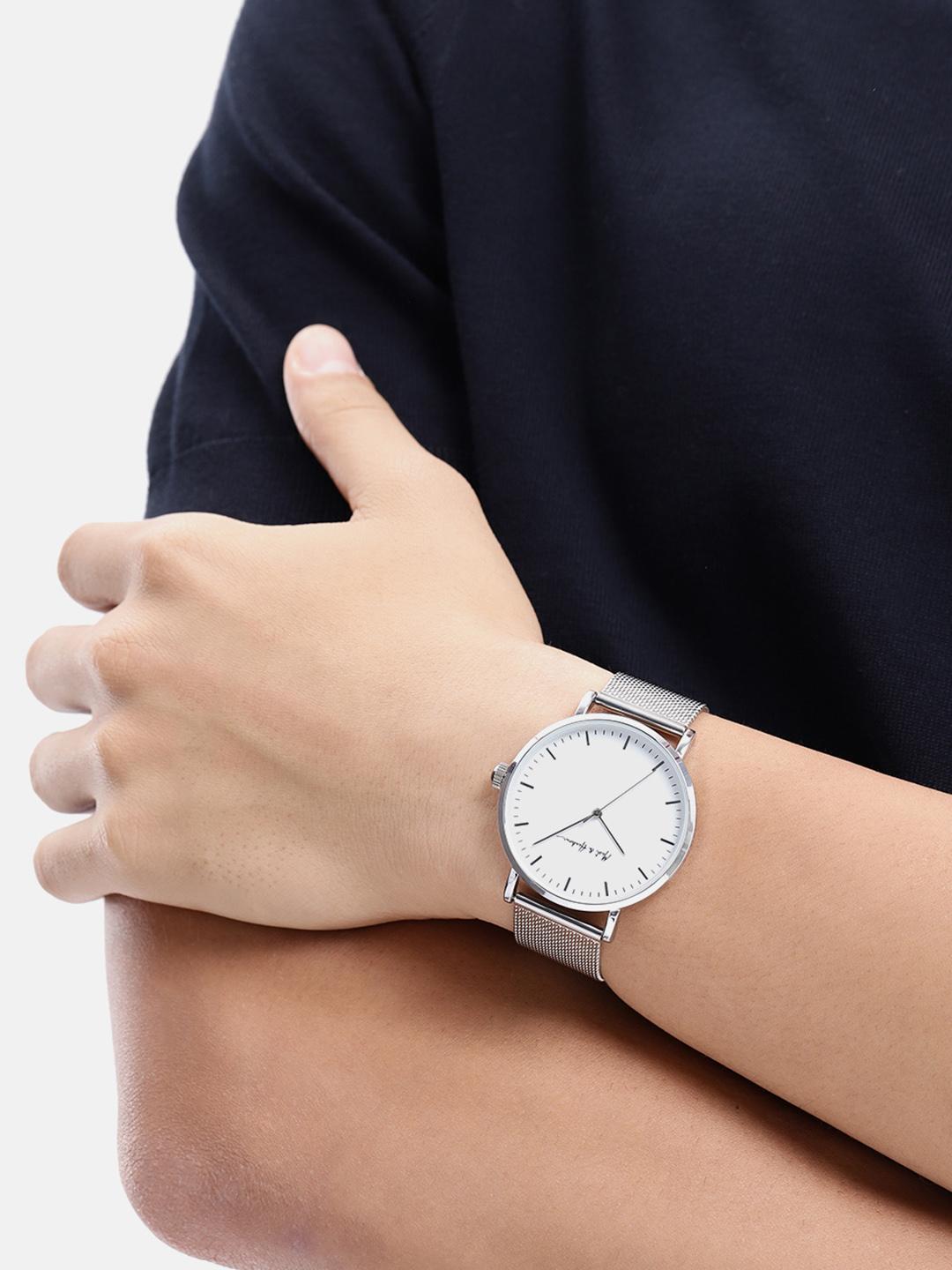 Buy Mast & Harbour Men Bracelet Style Straps Analogue Watch UT A8662WHT ...