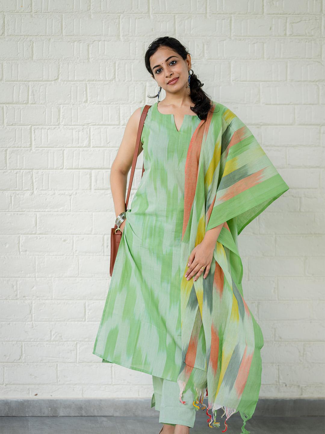 Buy Vastara The Label Women Printed Regular Kurta With Trousers & With ...