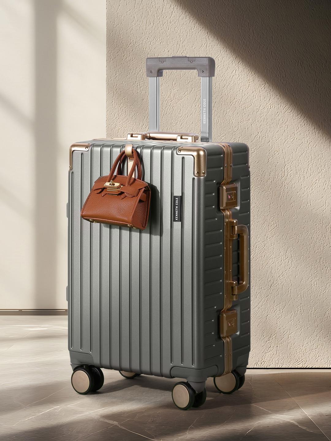 Buy Kenneth Cole Neo Aluminium Frame 360 Degree 8 Wheel Hardside Cabin ...